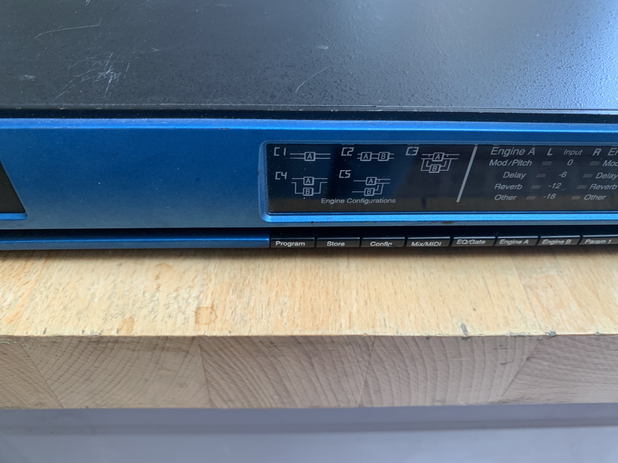 Studio S100 - DigiTech Studio S100 - Audiofanzine