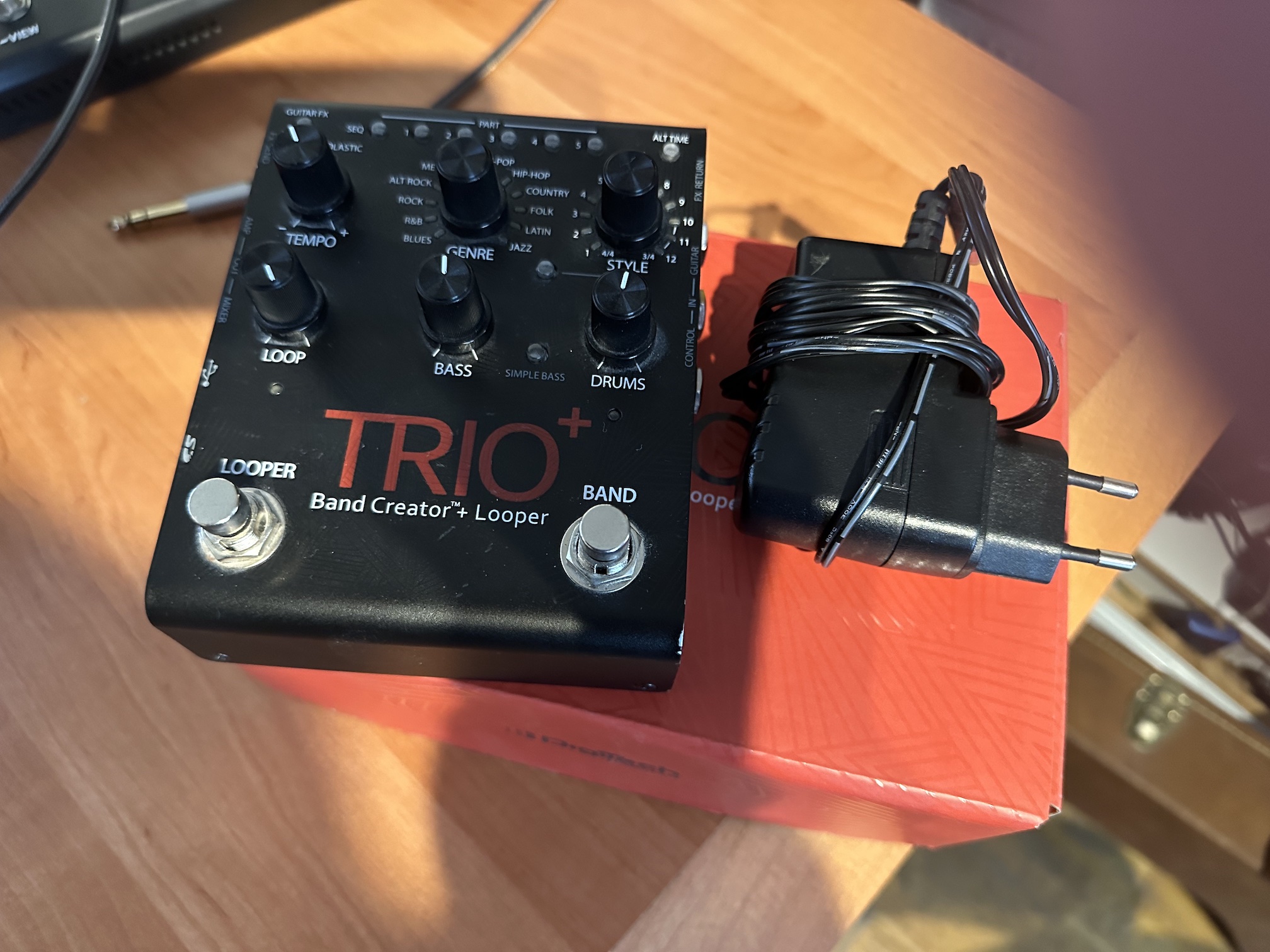 Trio+ Band Creator + Looper DigiTech - Audiofanzine