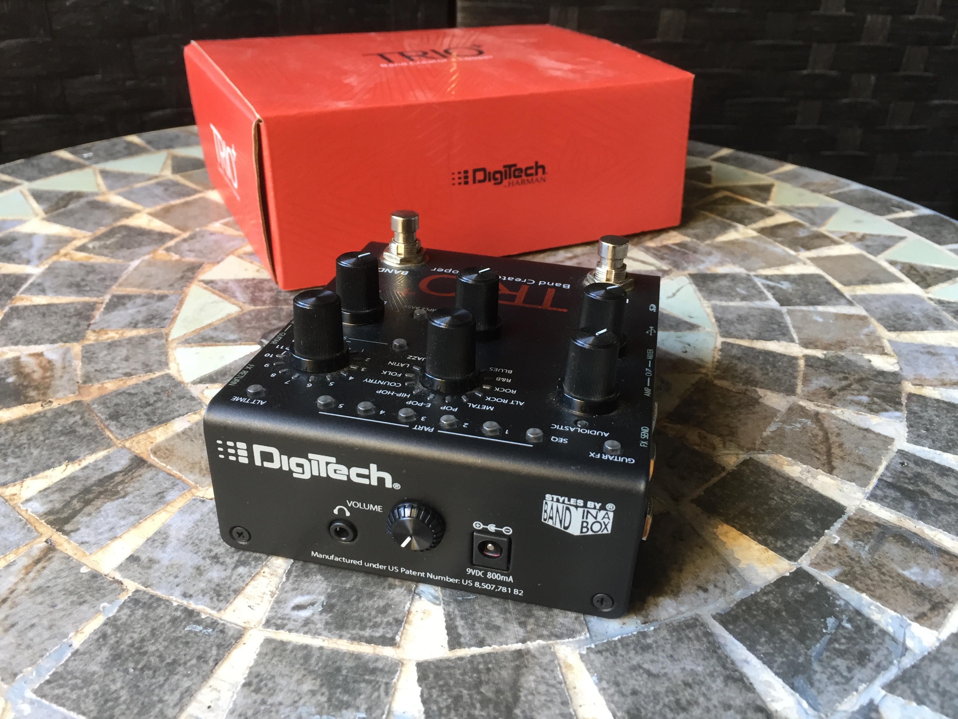 Trio+ Band Creator + Looper DigiTech - Audiofanzine