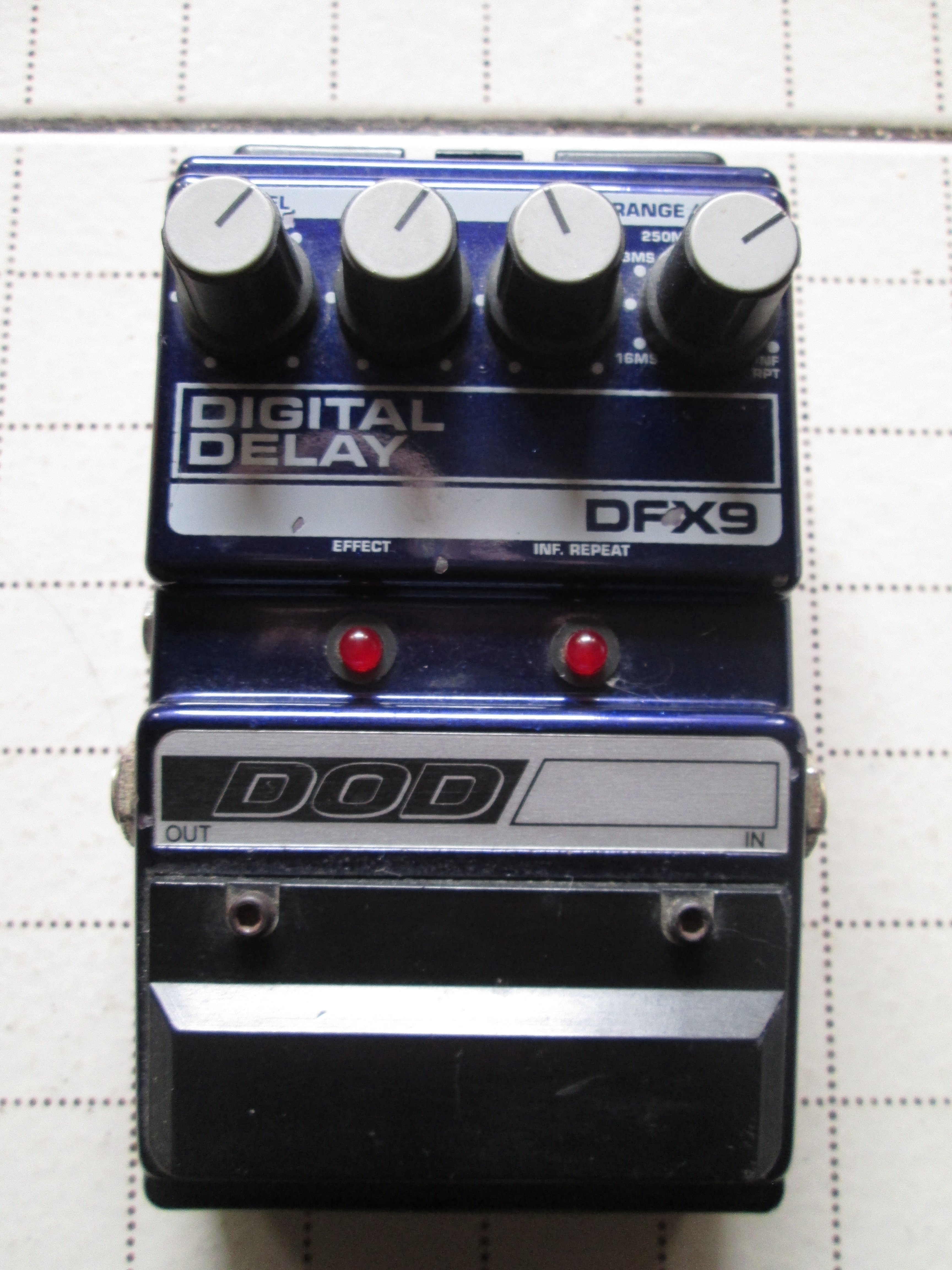 DFX9 DIGITAL DELAY - DOD DFX9 Digital Delay - Audiofanzine