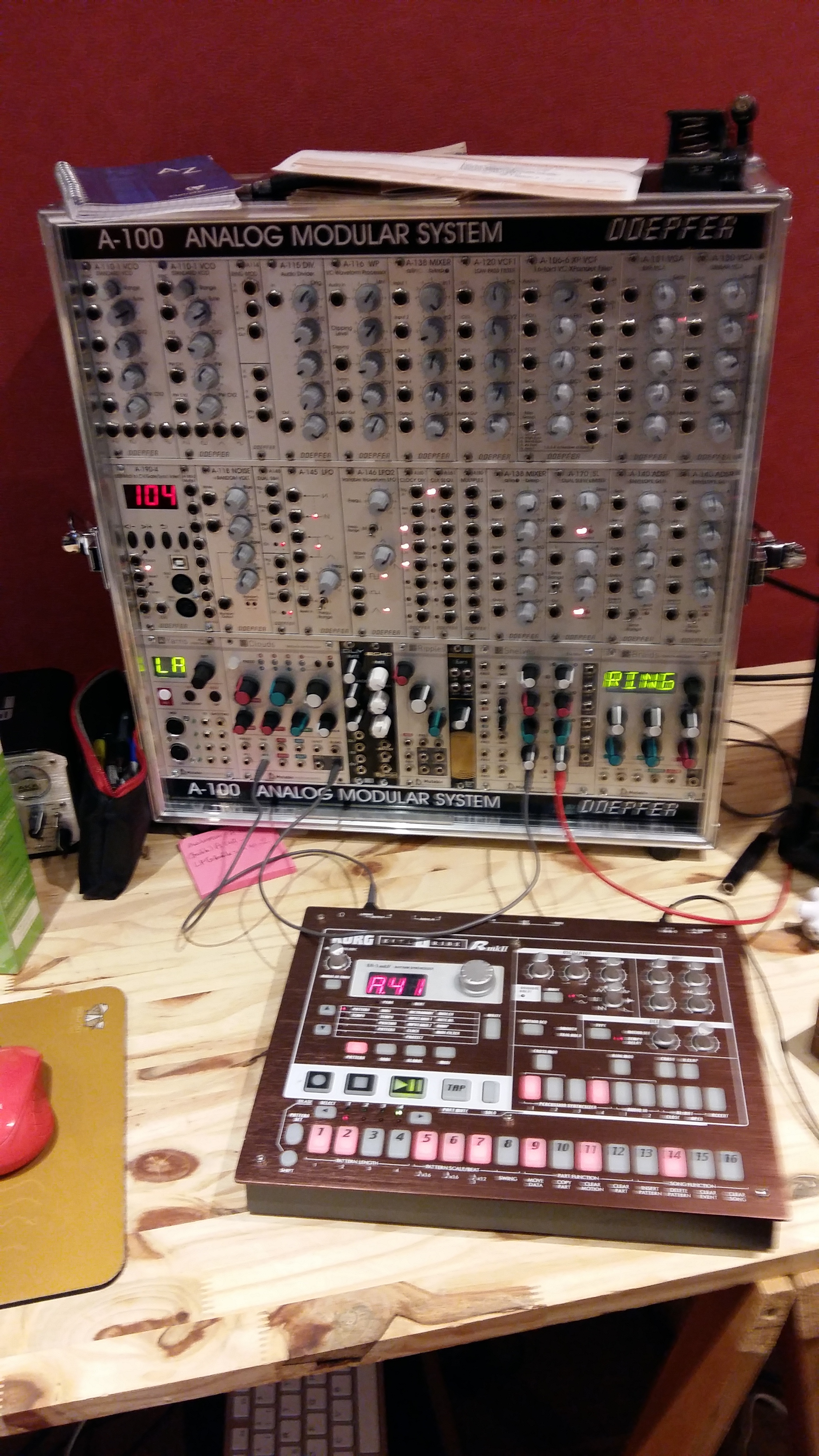 A-100 BASIC SYSTEM 2 - Doepfer A-100 Basic System 2 - Audiofanzine