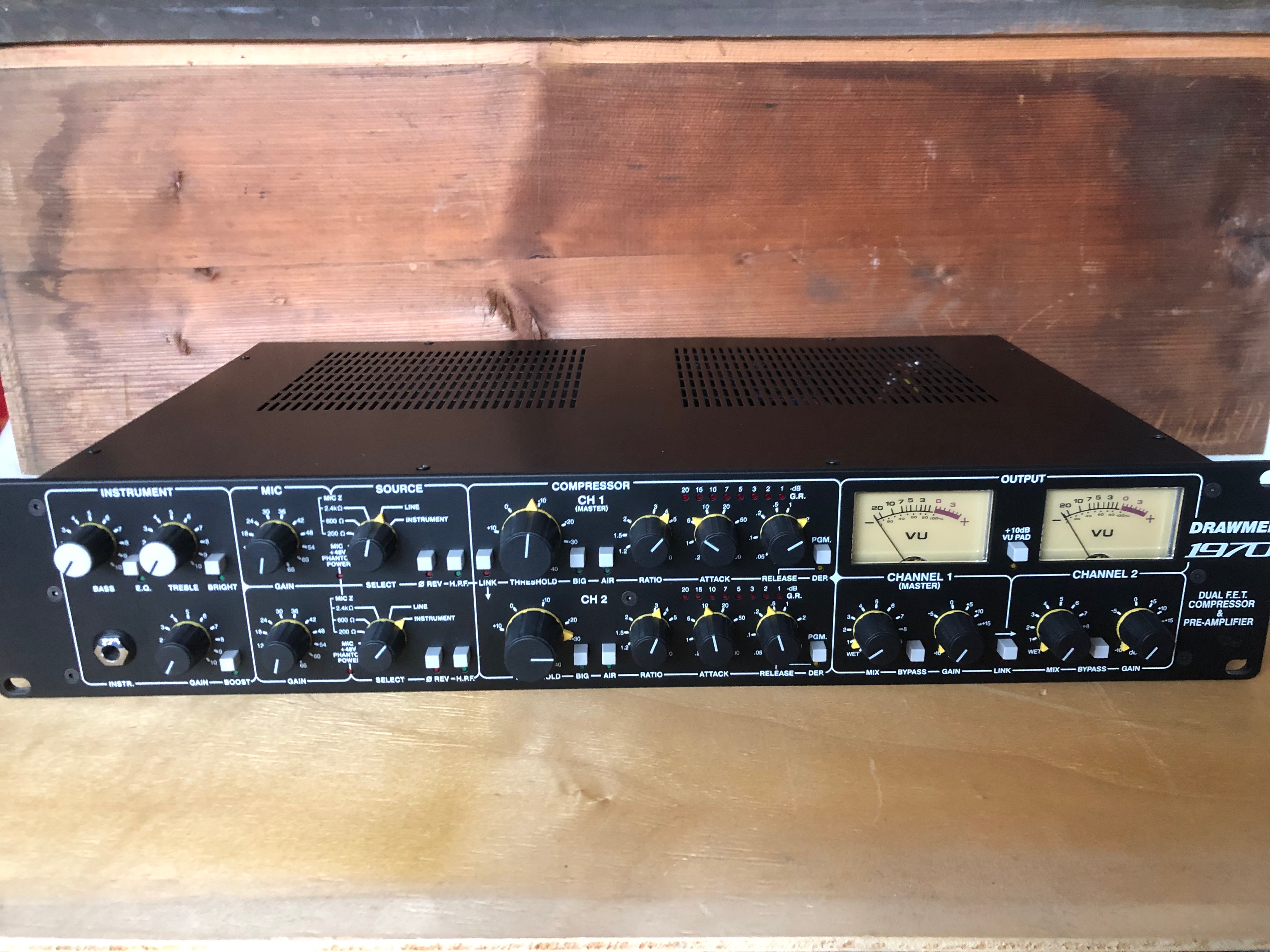 1970 - Drawmer 1970 - Audiofanzine