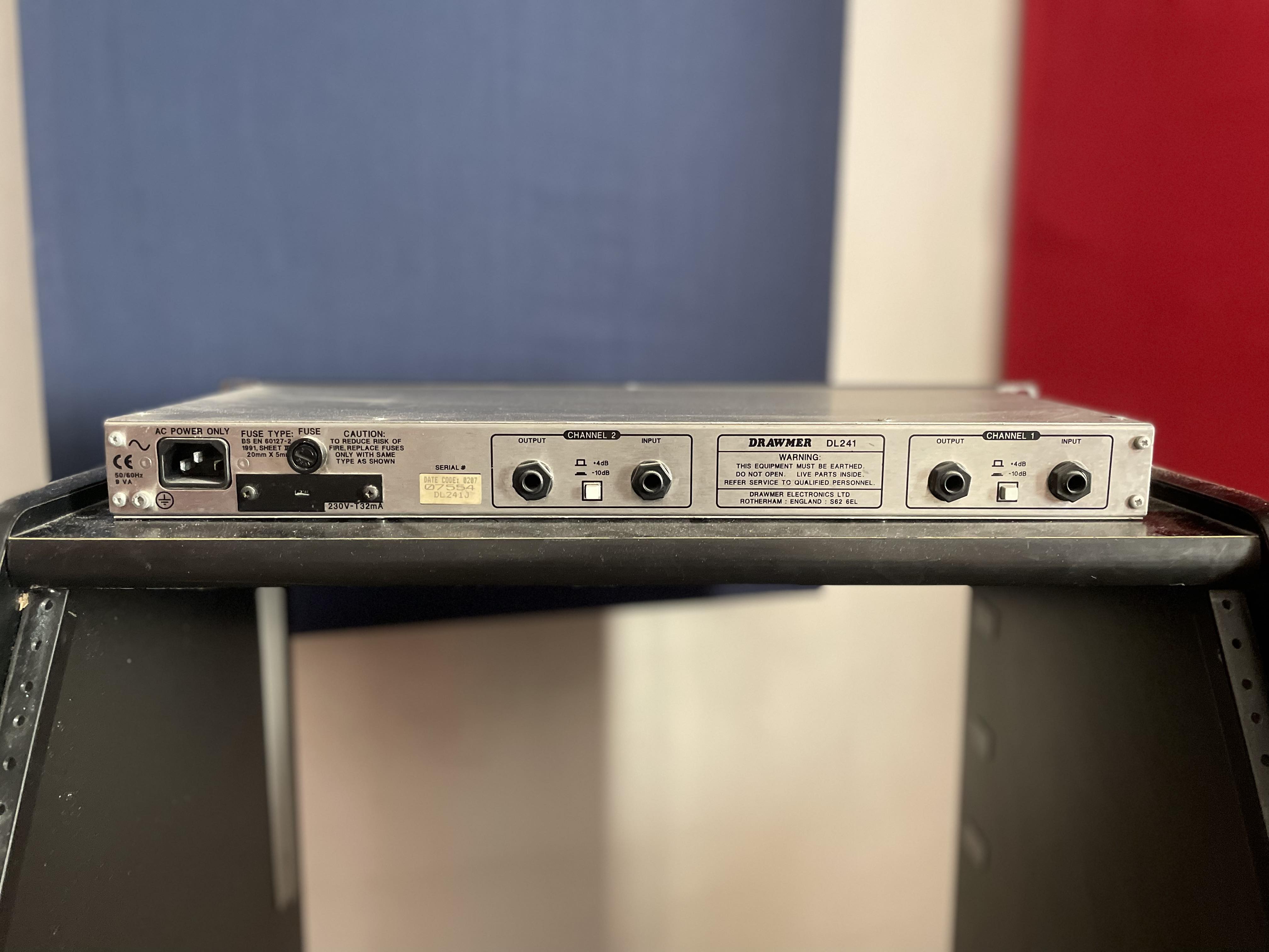 DL241 Auto Compressor - Drawmer DL241 Auto Compressor - Audiofanzine