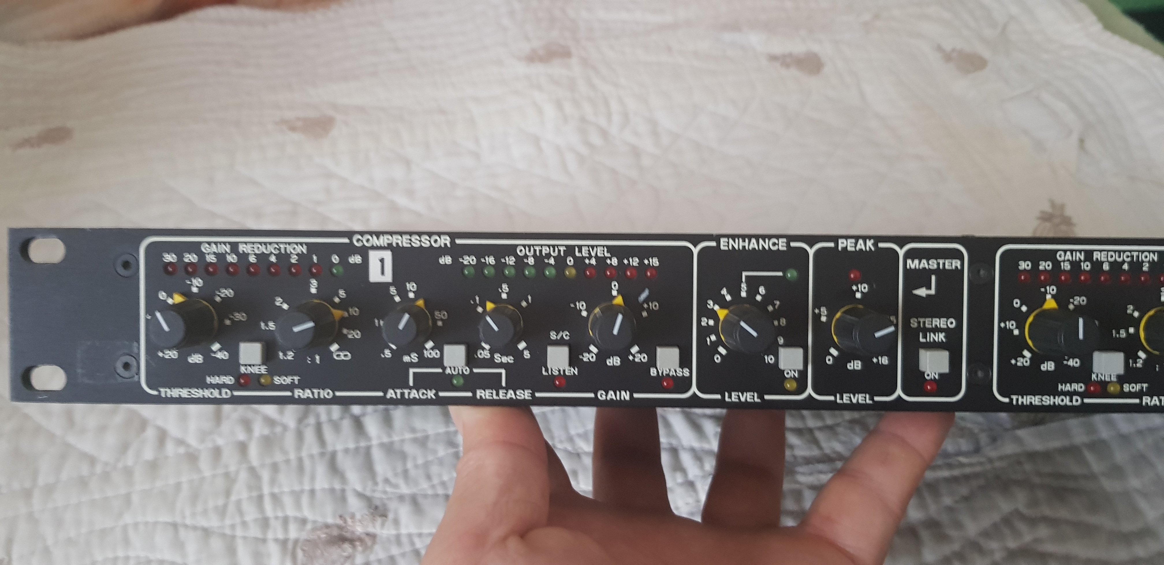 DL251 - Drawmer DL251 - Audiofanzine