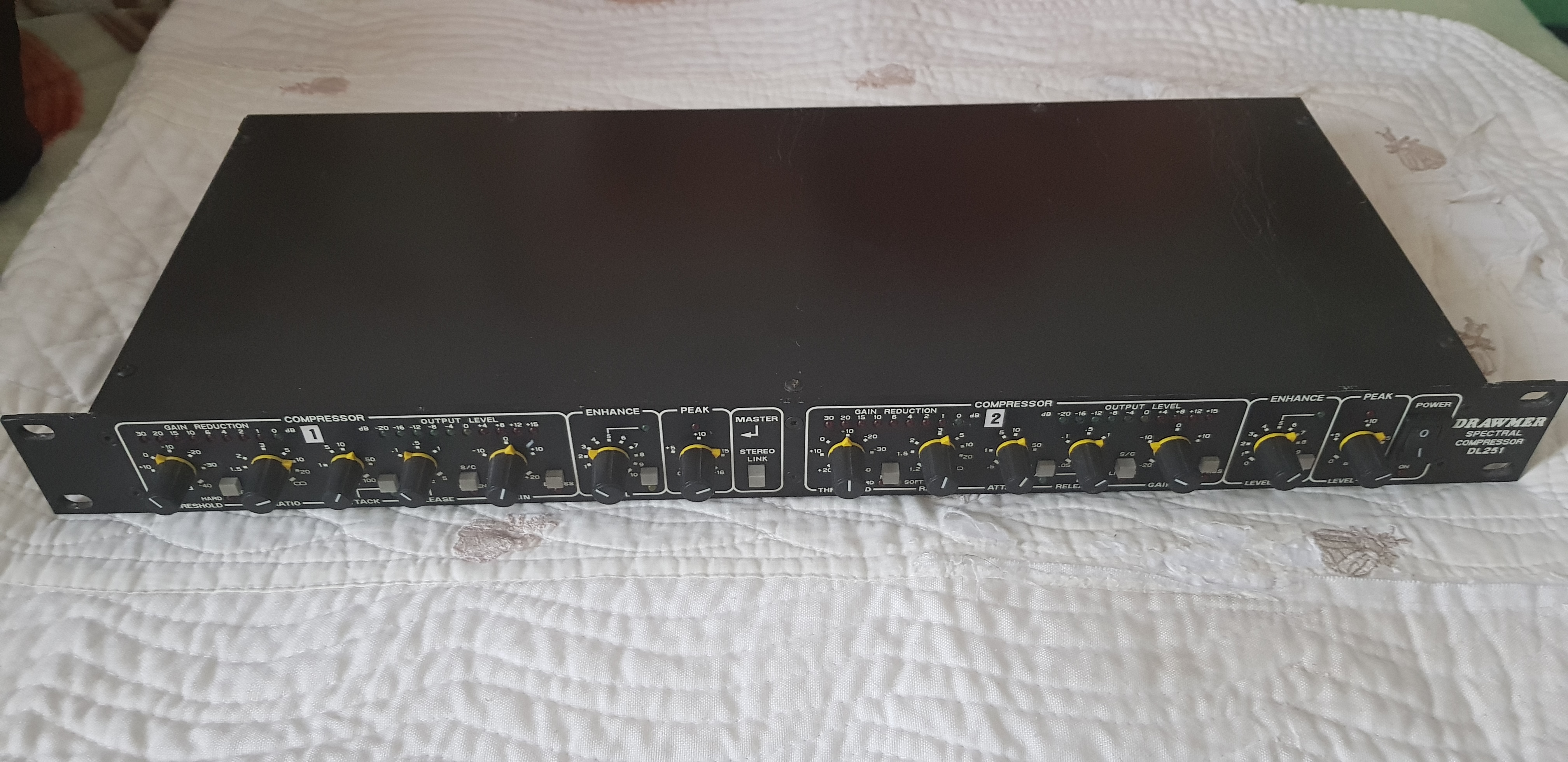 DL251 - Drawmer DL251 - Audiofanzine