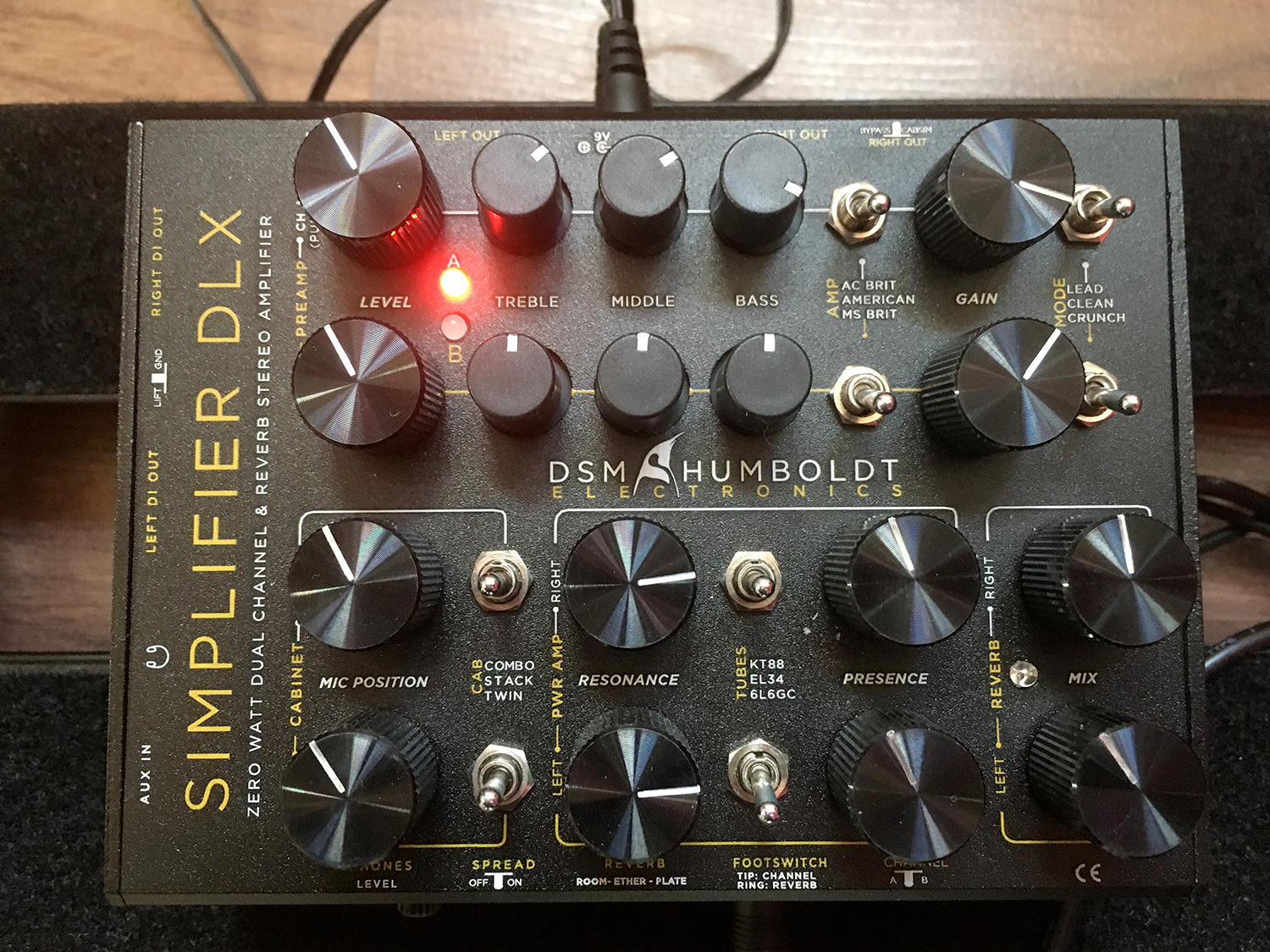 Simplifier DLX - DSM & Humboldt Electronics Simplifier DLX - Audiofanzine
