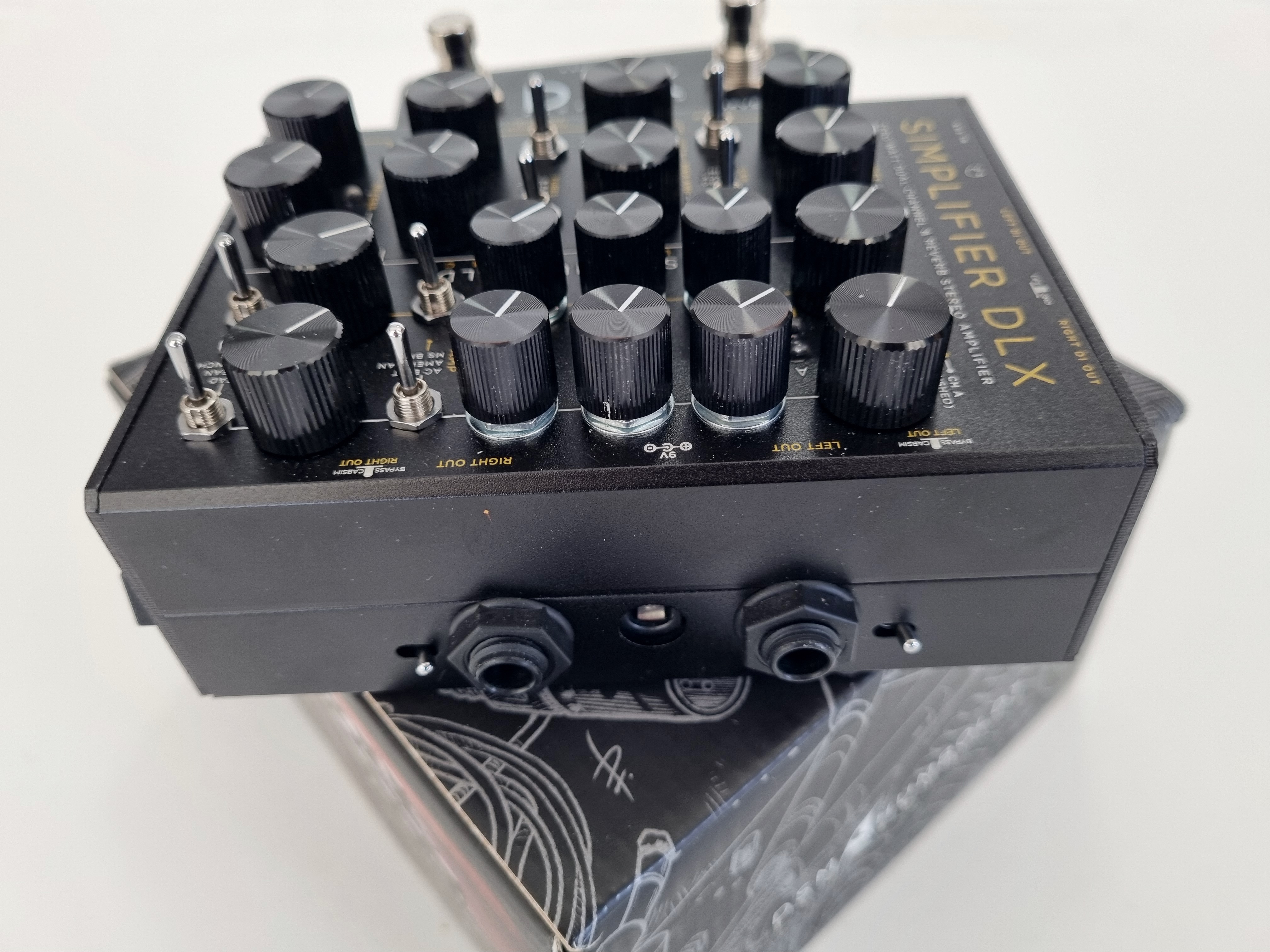 Simplifier DLX - DSM & Humboldt Electronics Simplifier DLX - Audiofanzine