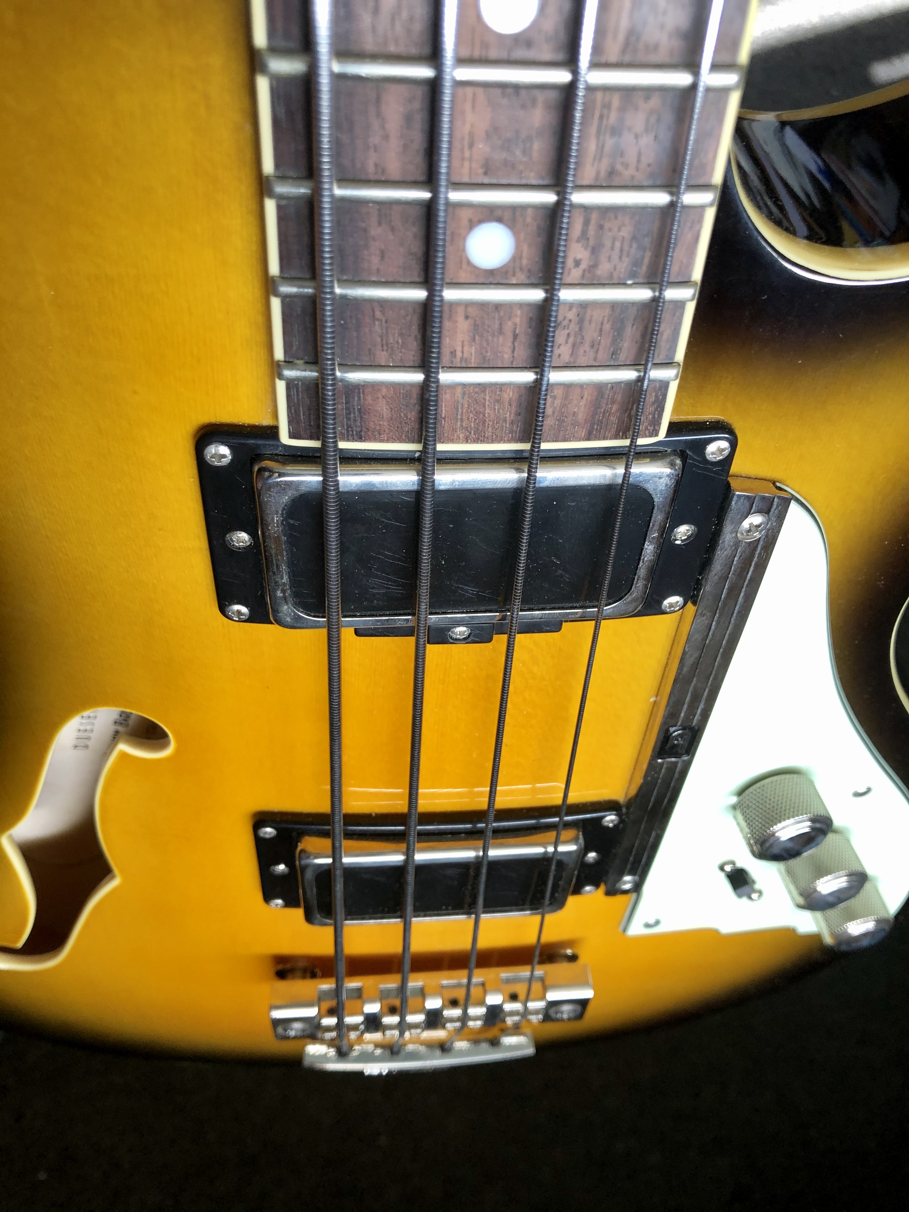 Starplayer Bass - Duesenberg Starplayer Bass - Audiofanzine