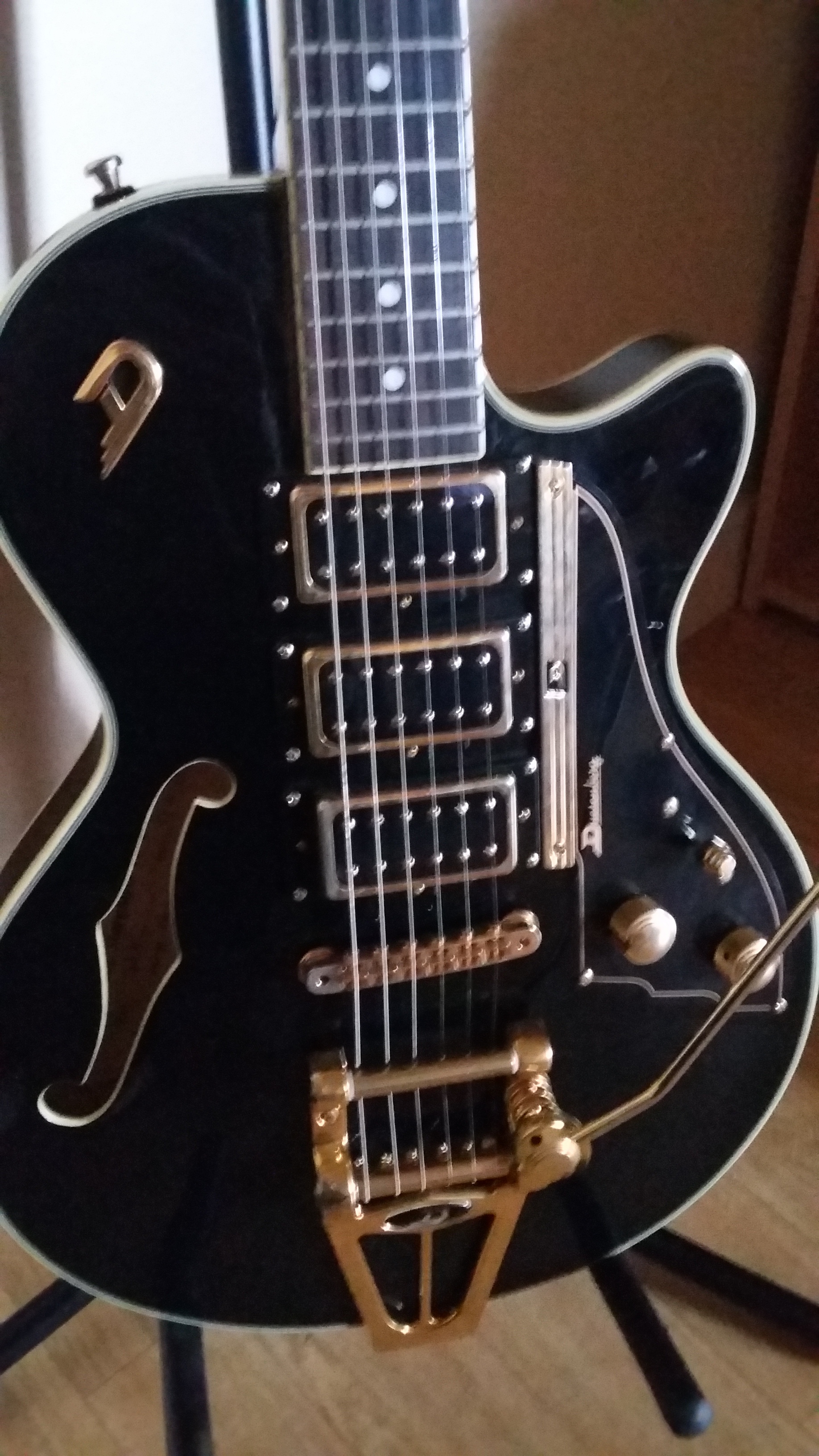 STARPLAYER TV CUSTOM - Duesenberg Starplayer TV Custom - Audiofanzine