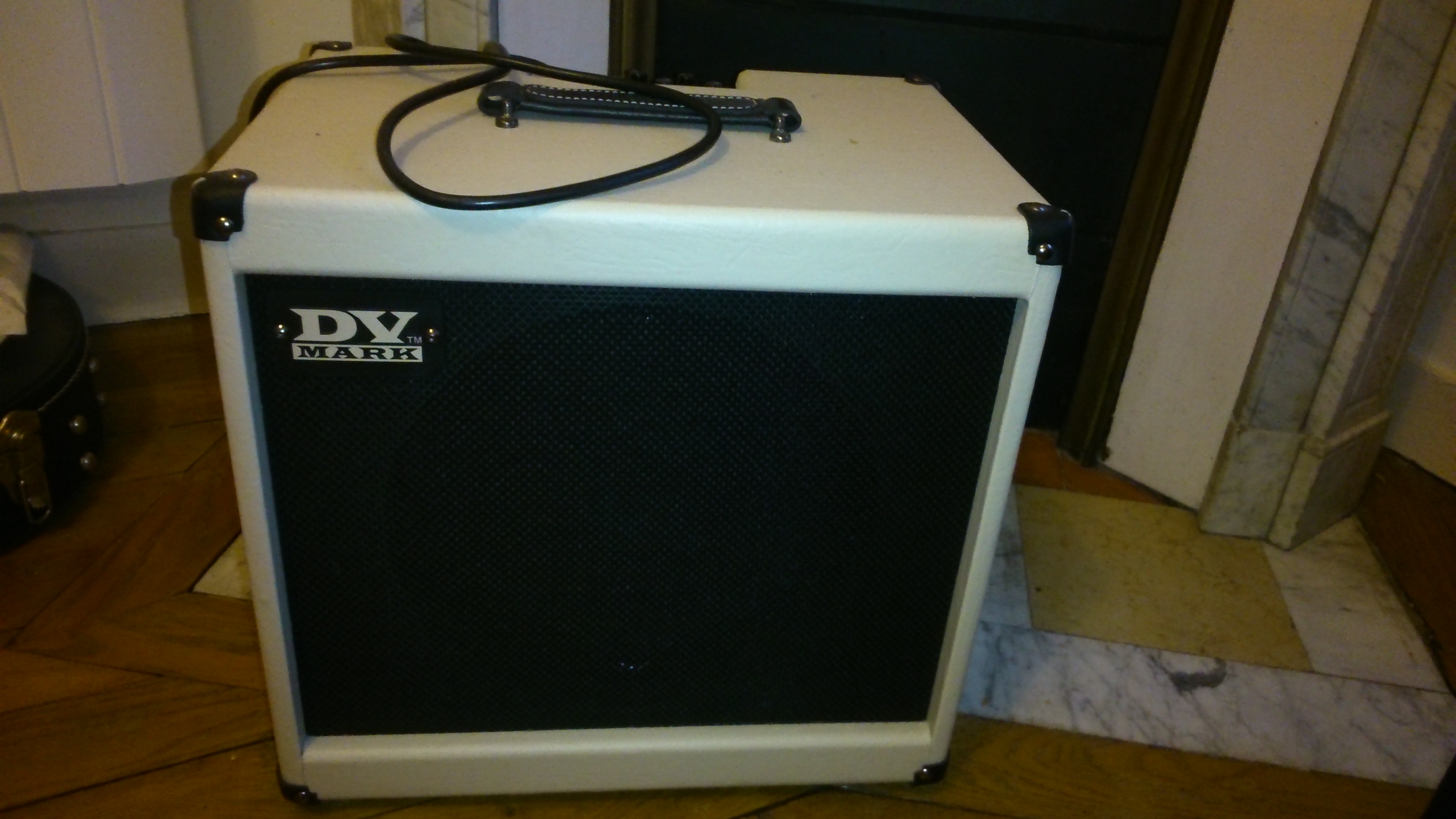 DV JAZZ 12 - DV Mark DV Jazz 12 - Audiofanzine