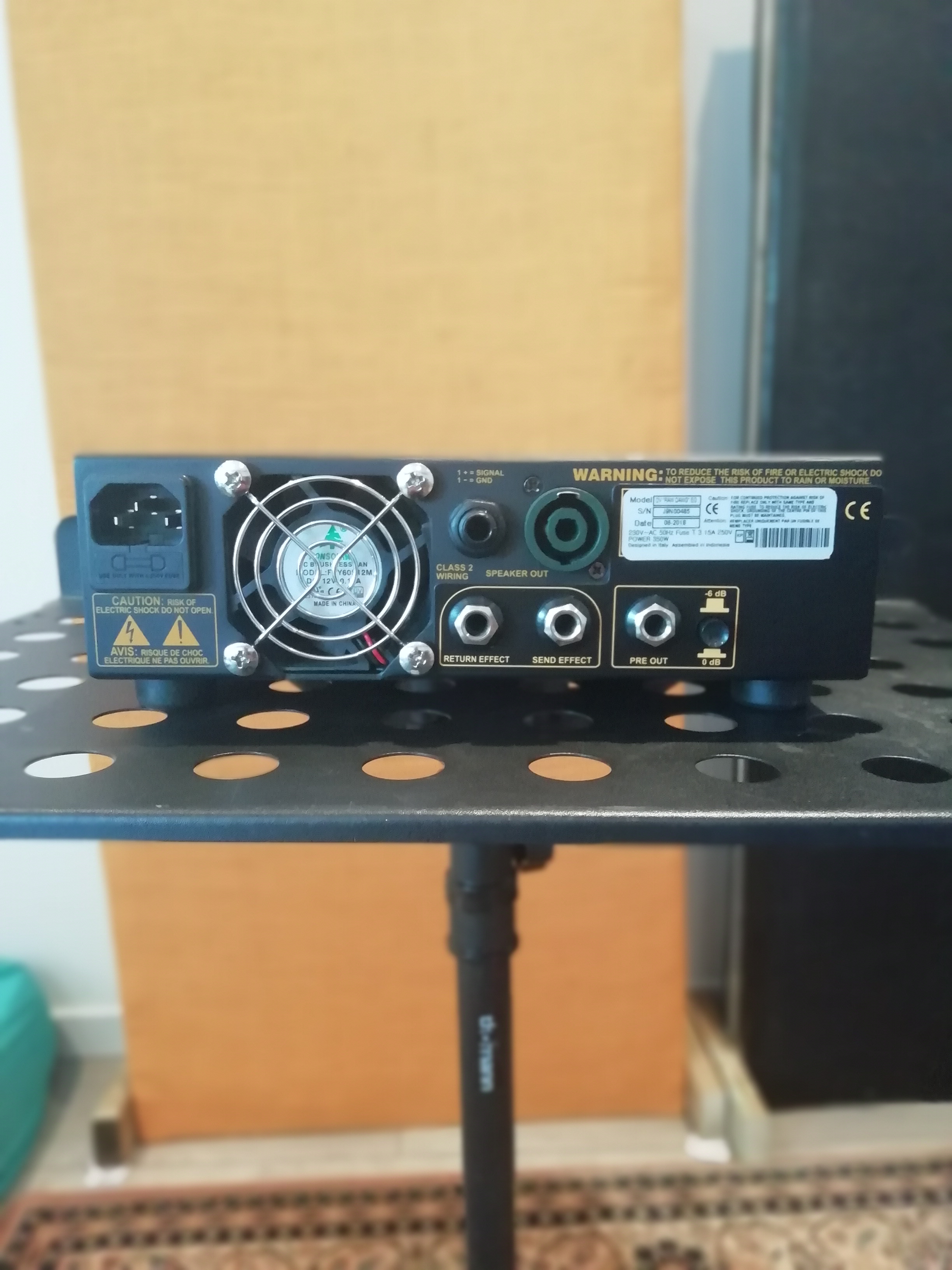 DV "RAW DAWG" EG - DV Mark DV "RAW DAWG" EG - Audiofanzine