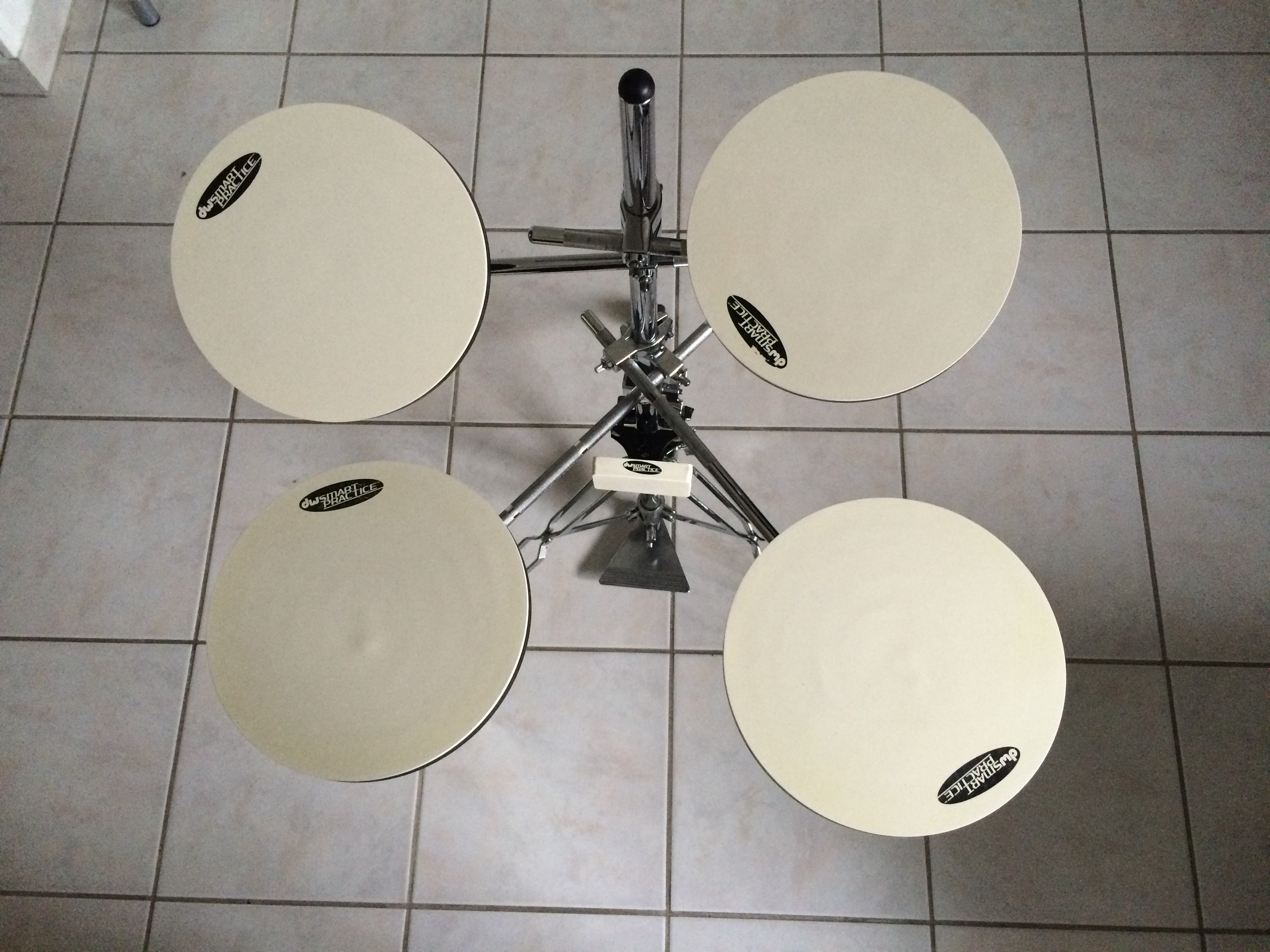 Go Anywhere practice pad - DW Drums Go Anywhere practice pad - Audiofanzine