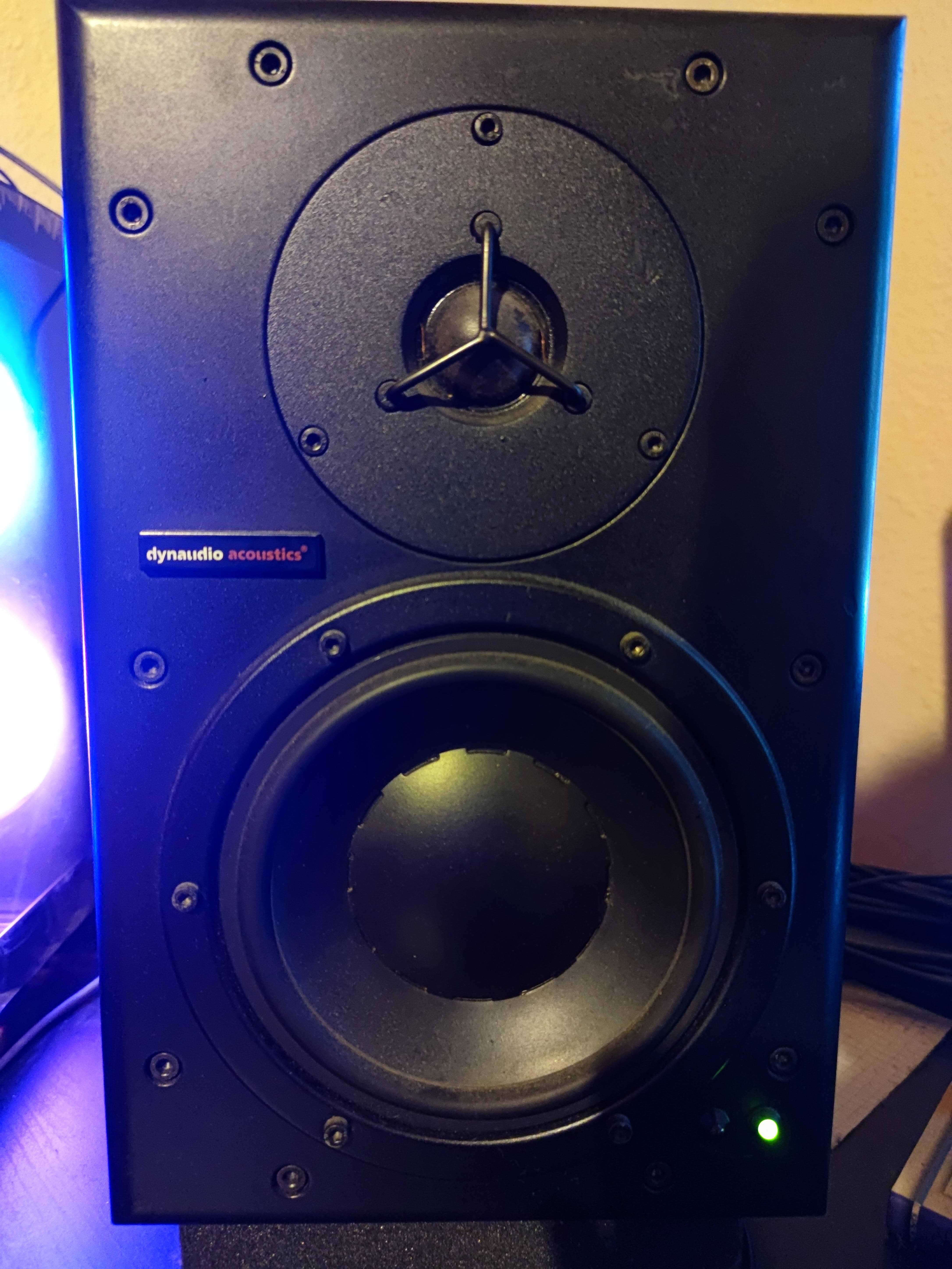 BM6A - Dynaudio BM6A - Audiofanzine