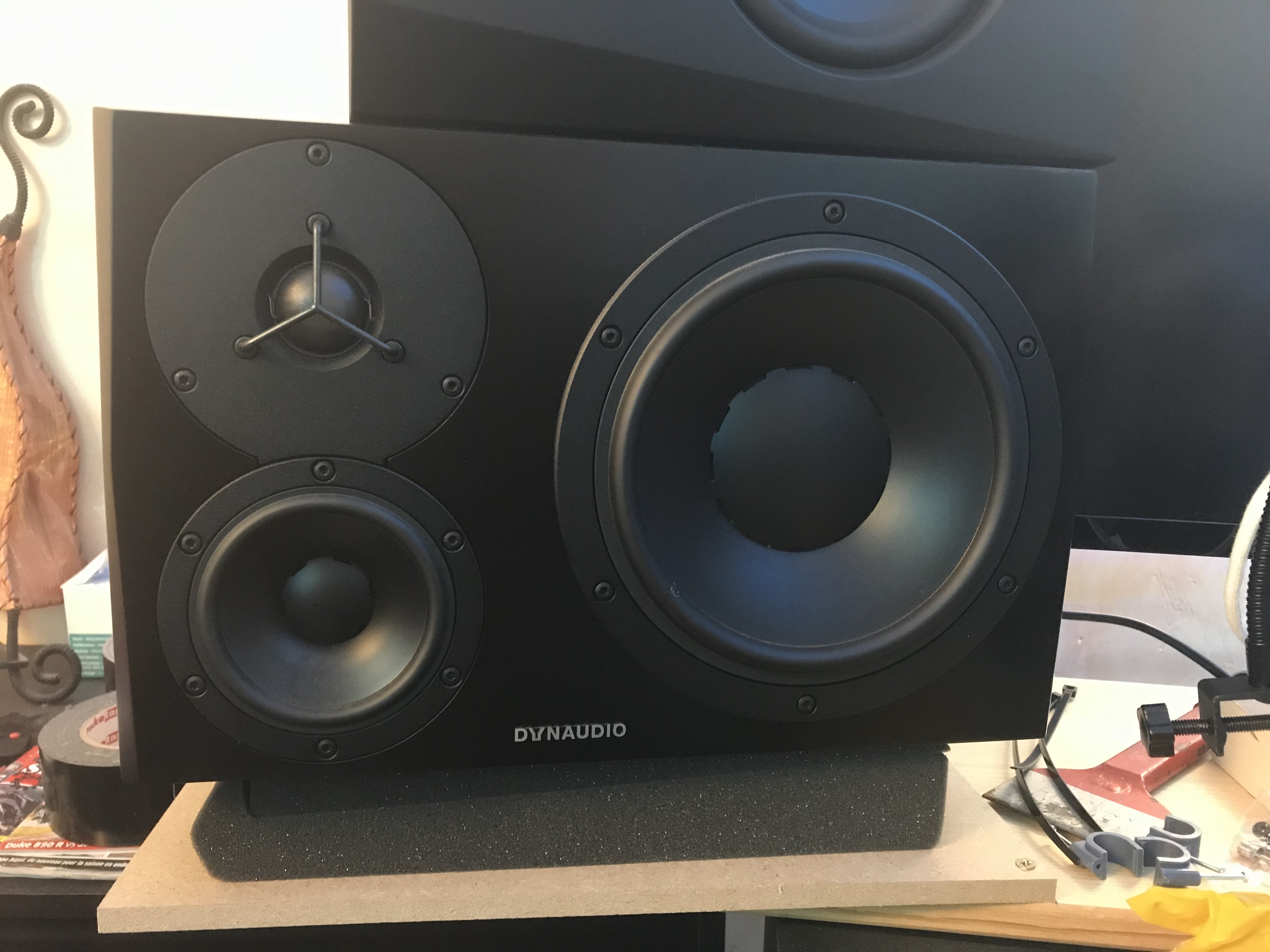 LYD 48 - Dynaudio LYD 48 - Audiofanzine