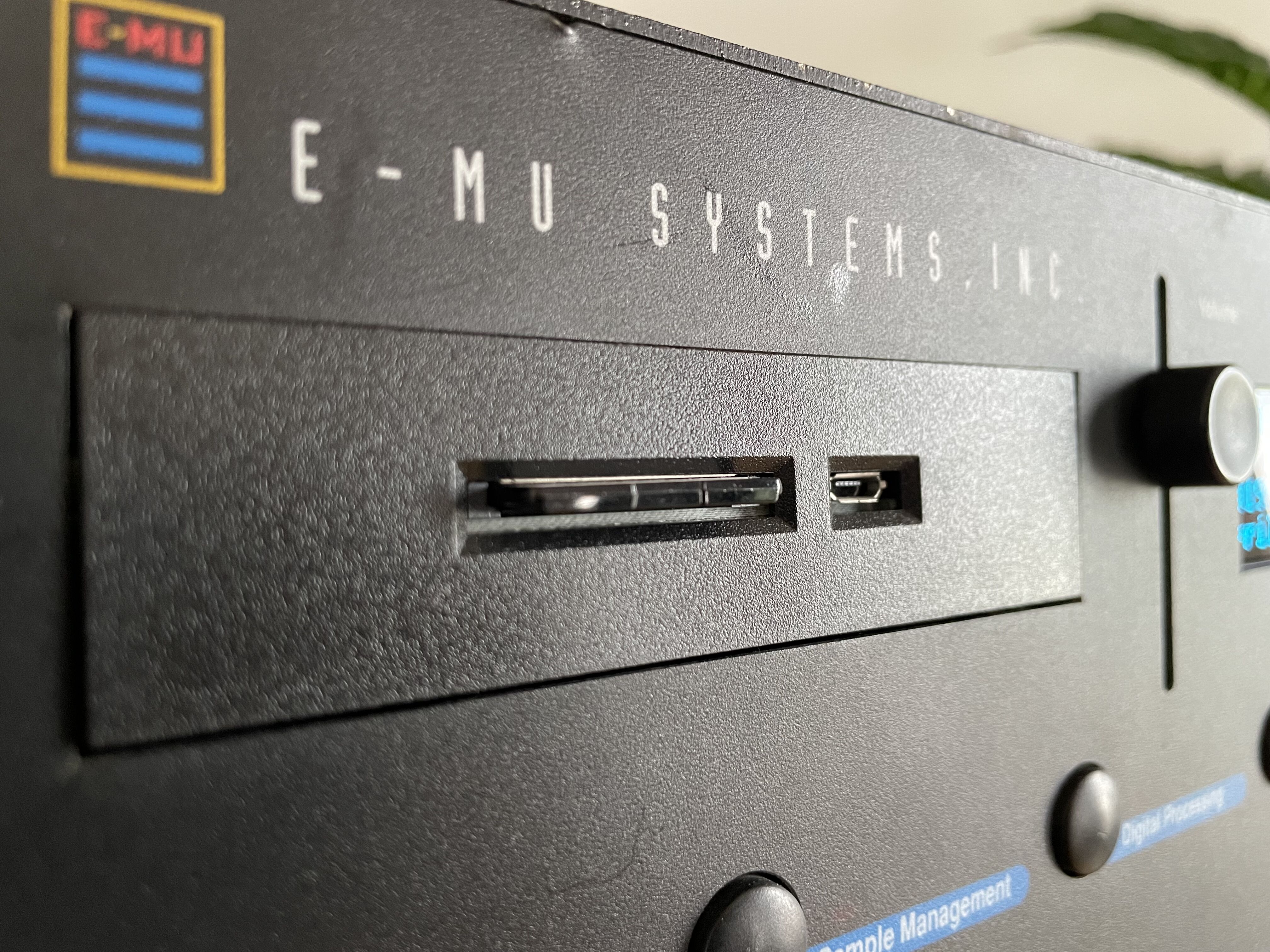 Emulator III XP/XS - E-MU Emulator III XP/XS - Audiofanzine