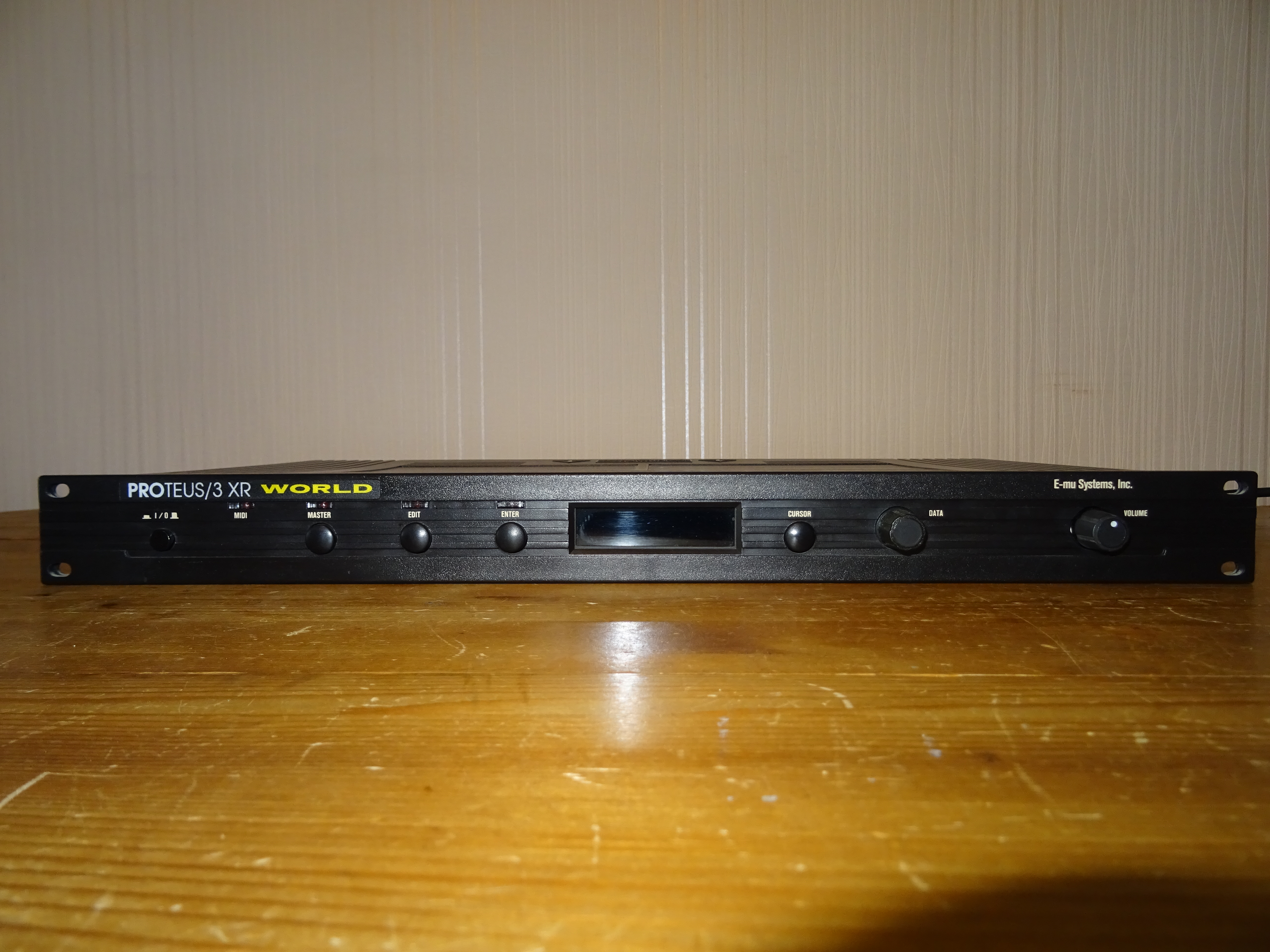 PROTEUS 3 WORLD - E-MU Proteus 3 World - Audiofanzine