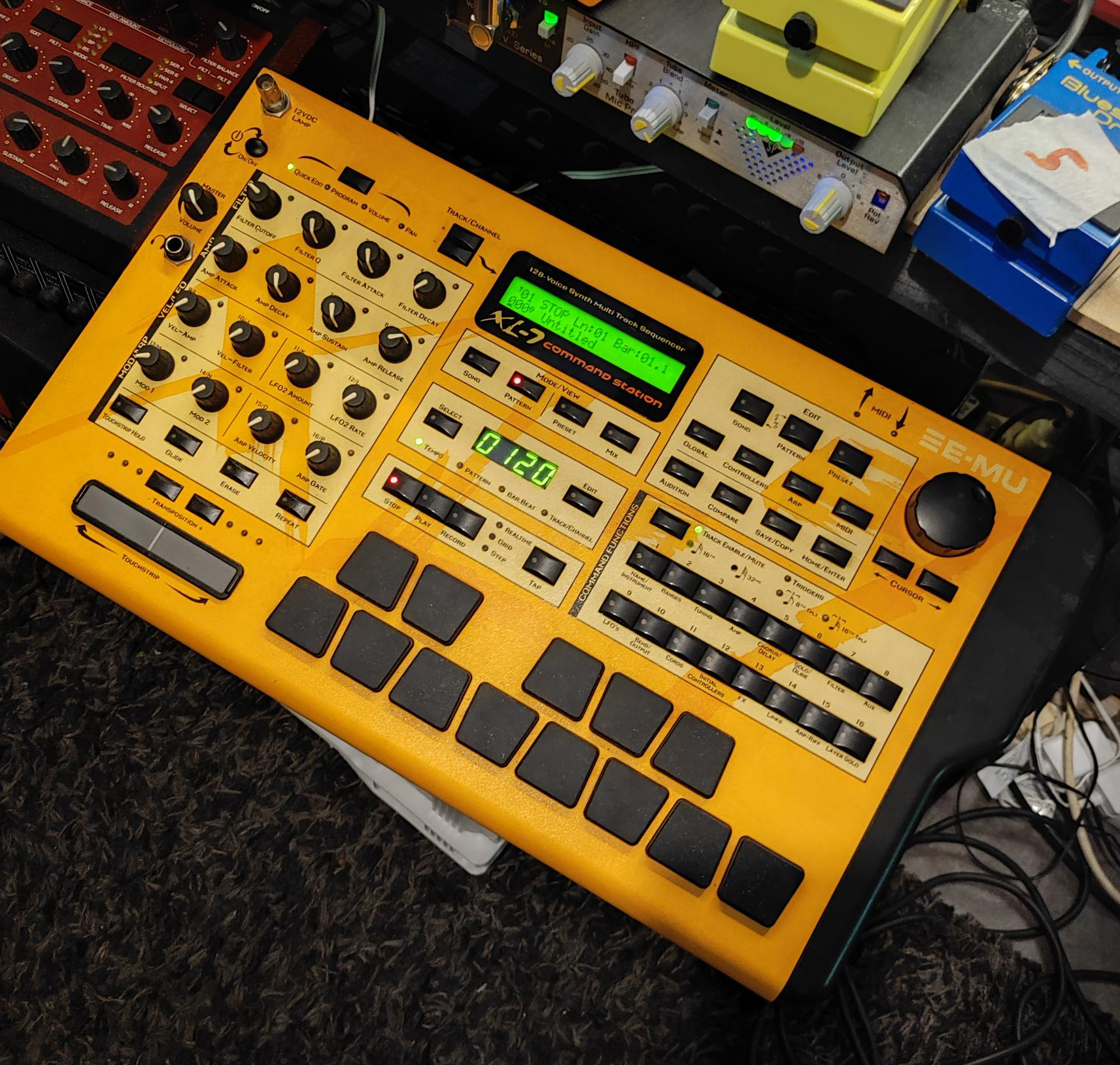 XL-7 - E-MU XL-7 - Audiofanzine