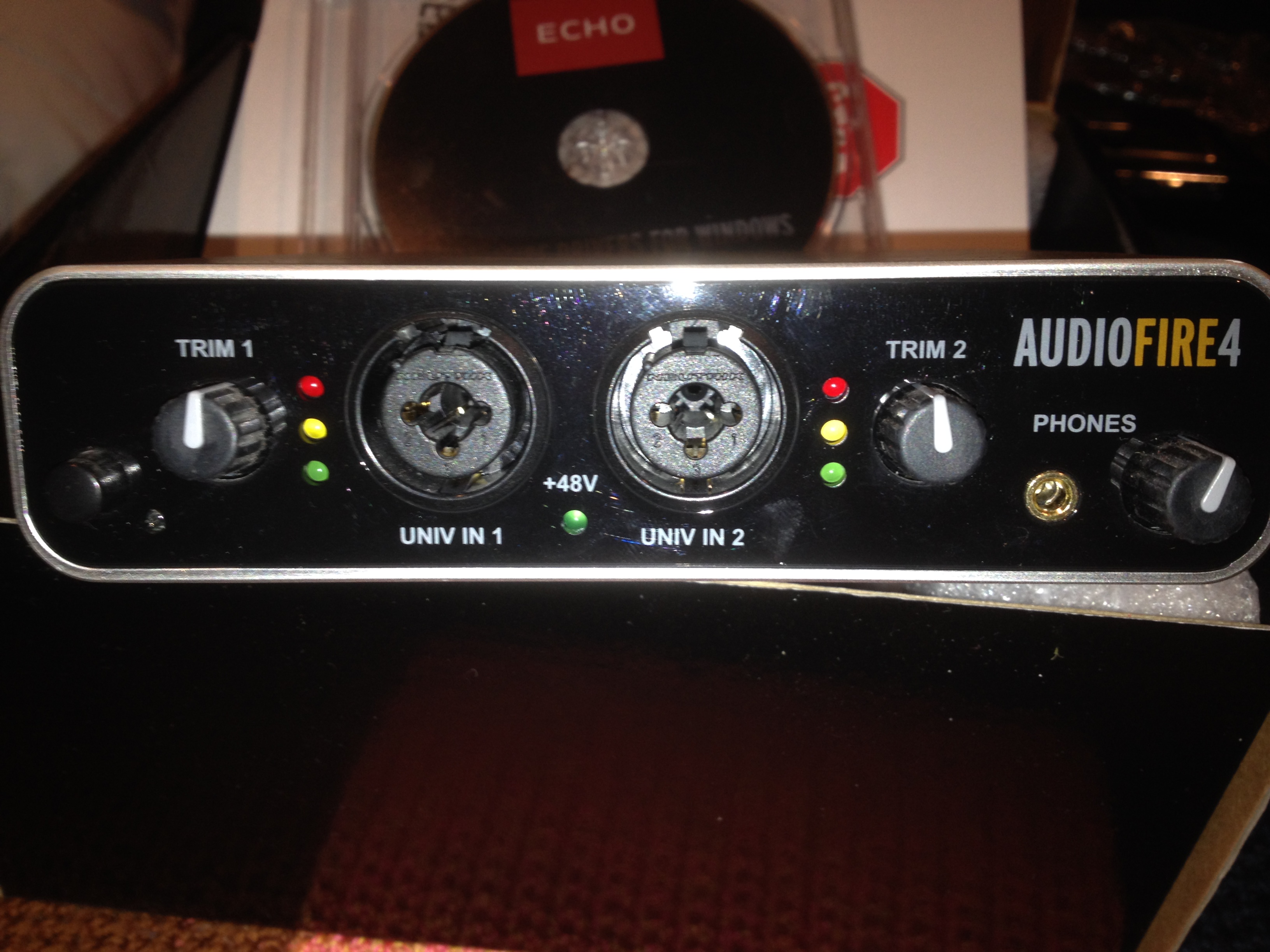 AUDIOFIRE 4 - Echo Audiofire 4 - Audiofanzine