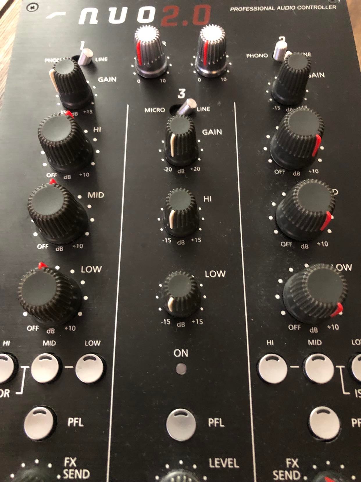 nuo 2.0 - Ecler nuo 2.0 - Audiofanzine