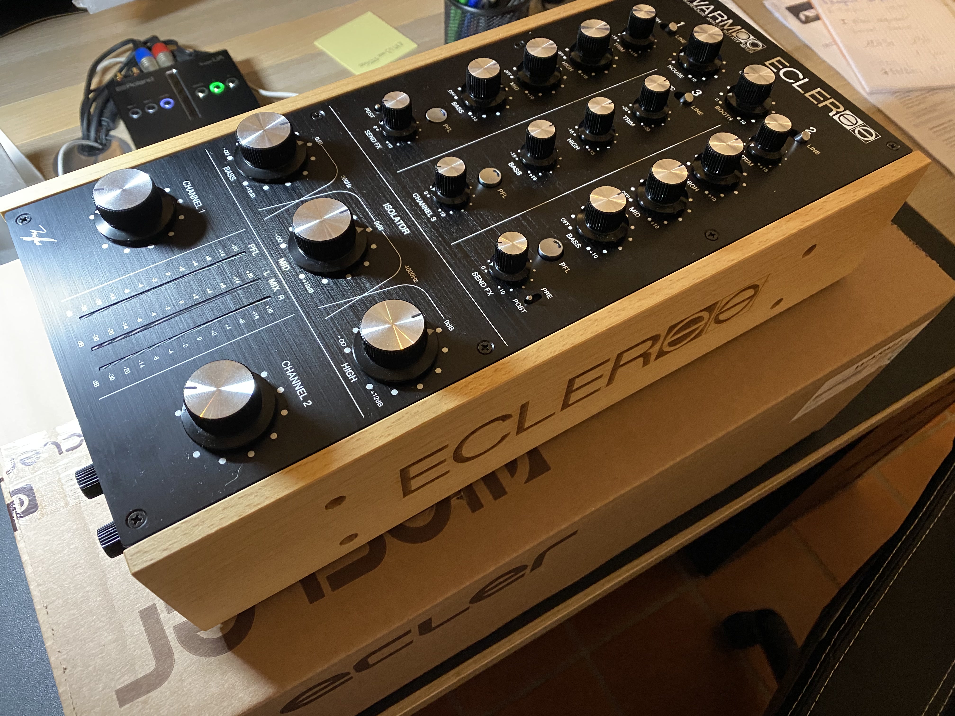 WARM2 - Ecler WARM2 - Audiofanzine