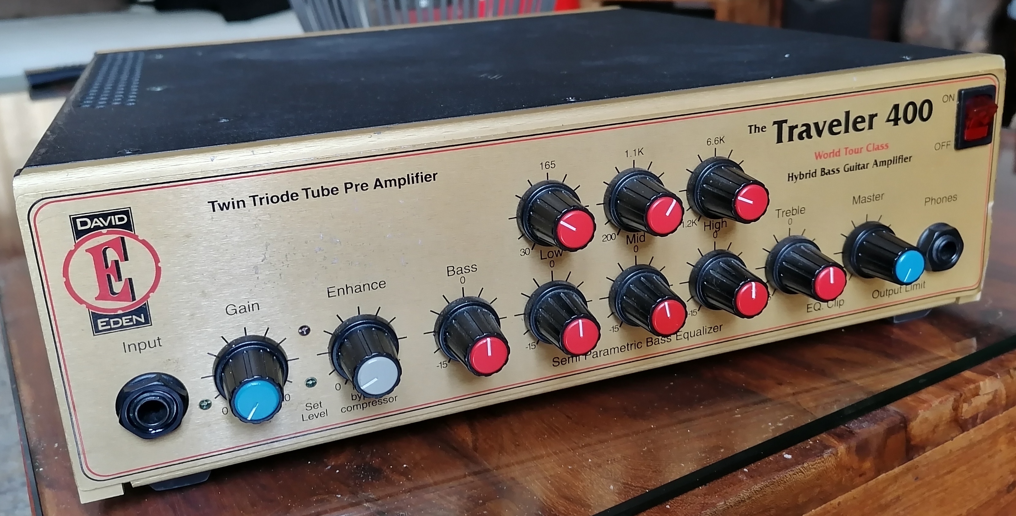 WT-400 Traveler Plus - Eden Amplification WT-400 Traveler Plus ...