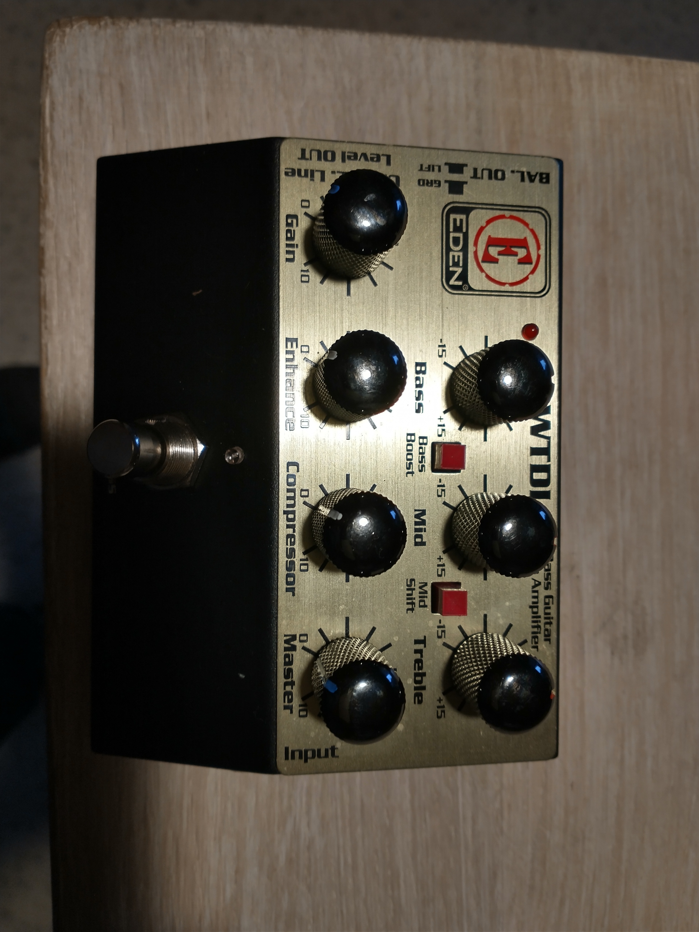 WTDI Direct Box/Preamp Eden Amplification - Audiofanzine
