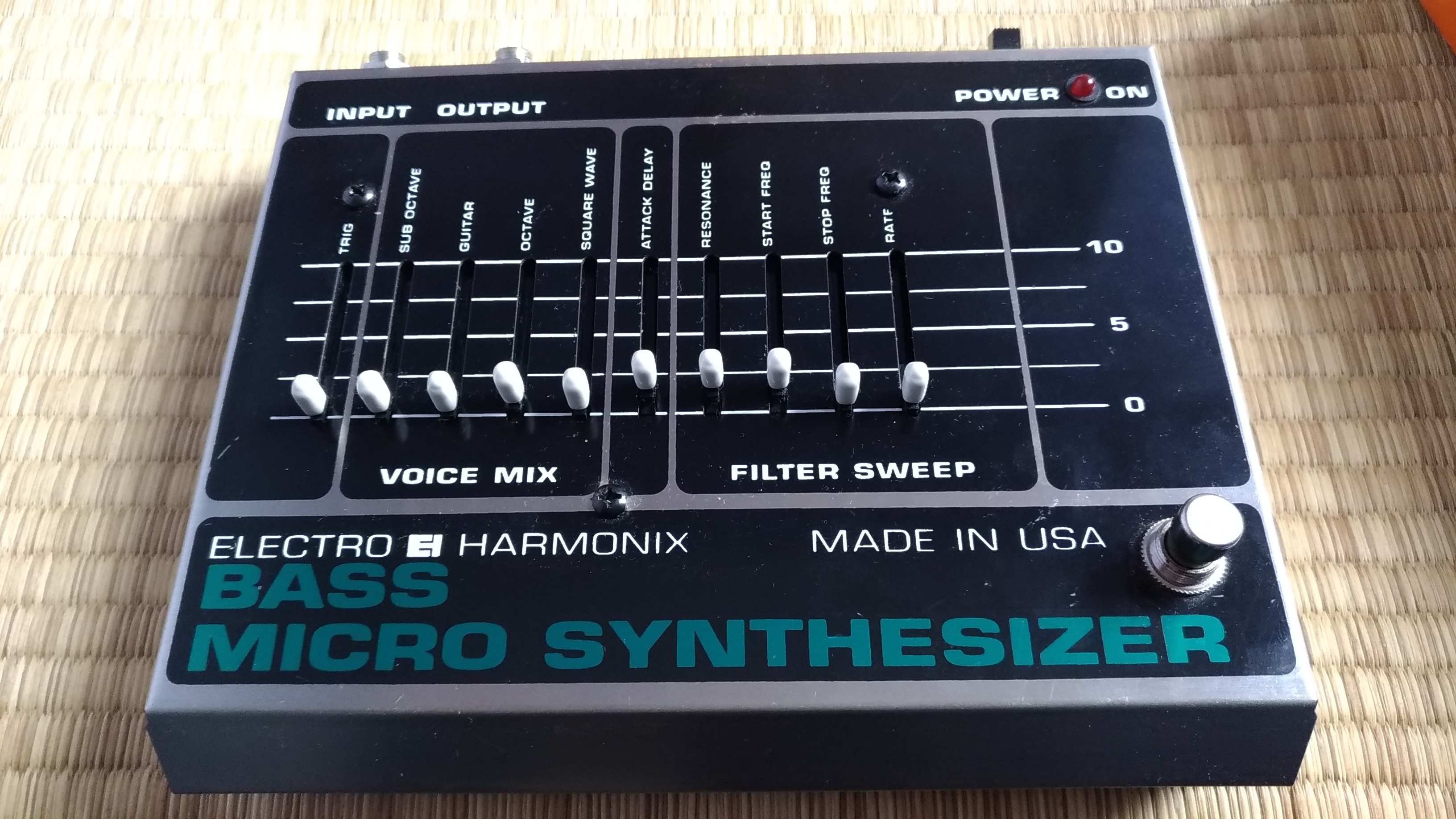 Bass Micro Synthesizer (Original) Electro-Harmonix - Audiofanzine