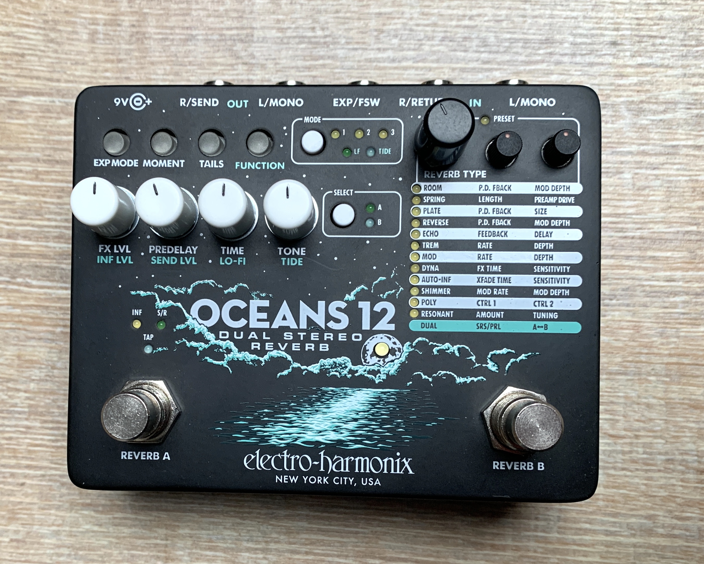 Oceans 12 - Electro-Harmonix Oceans 12 - Audiofanzine