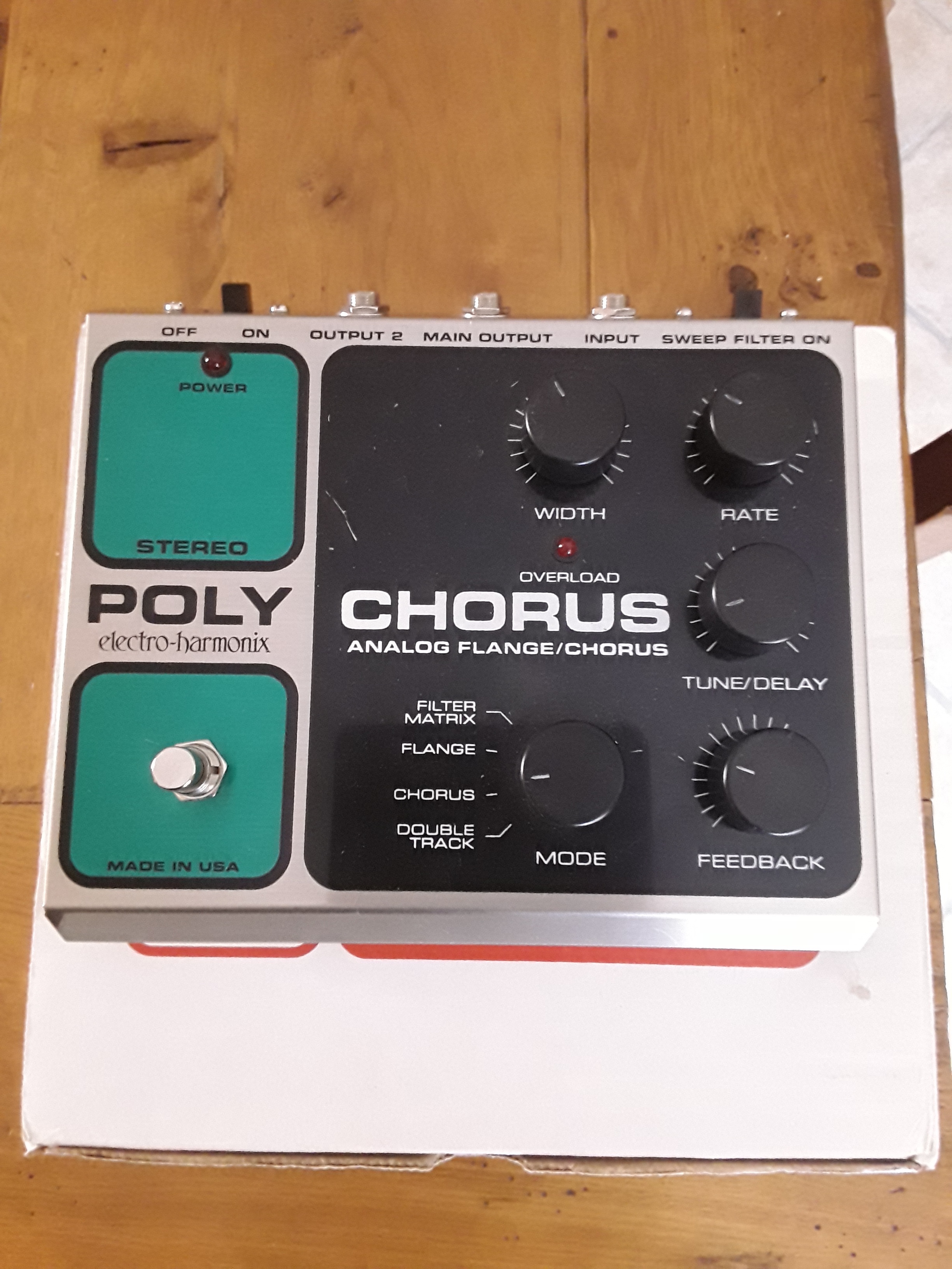 Polychorus Mk2 - Electro-Harmonix Polychorus Mk2 - Audiofanzine
