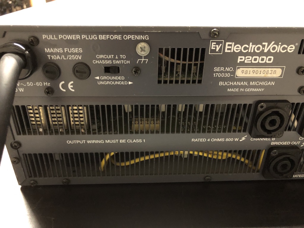 P2000 - Electro-Voice P2000 - Audiofanzine