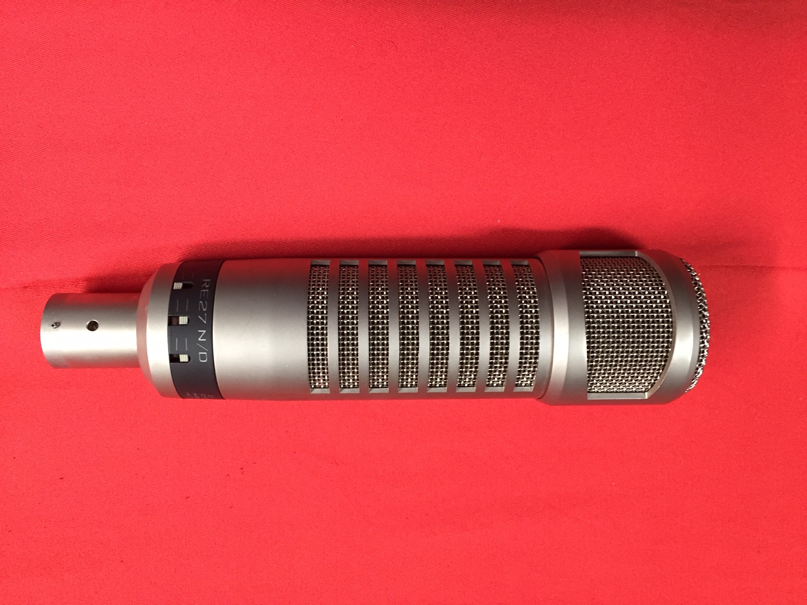 RE27N/D - Electro-Voice RE27N/D - Audiofanzine