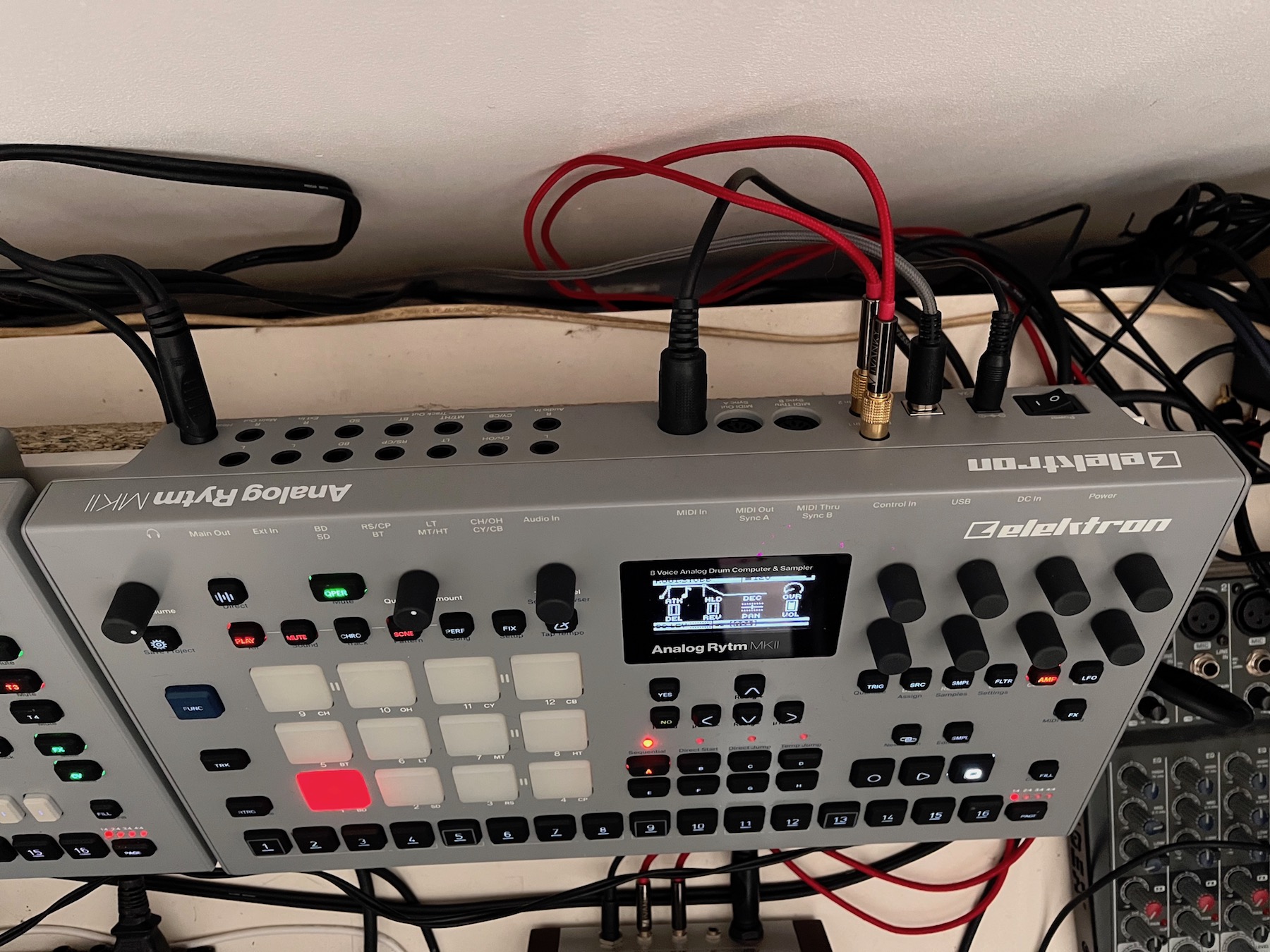 Analog Four MKII - Elektron Analog Four MKII - Audiofanzine