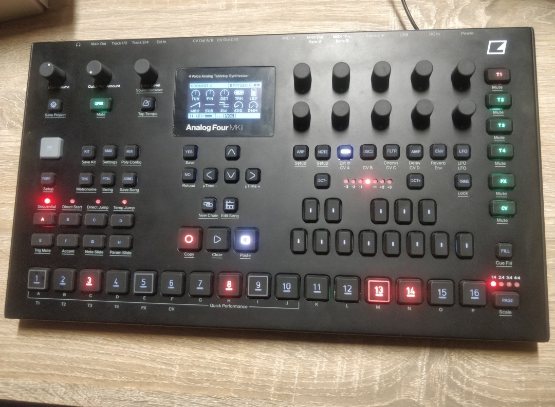 Analog Four MKII - Elektron Analog Four MKII - Audiofanzine