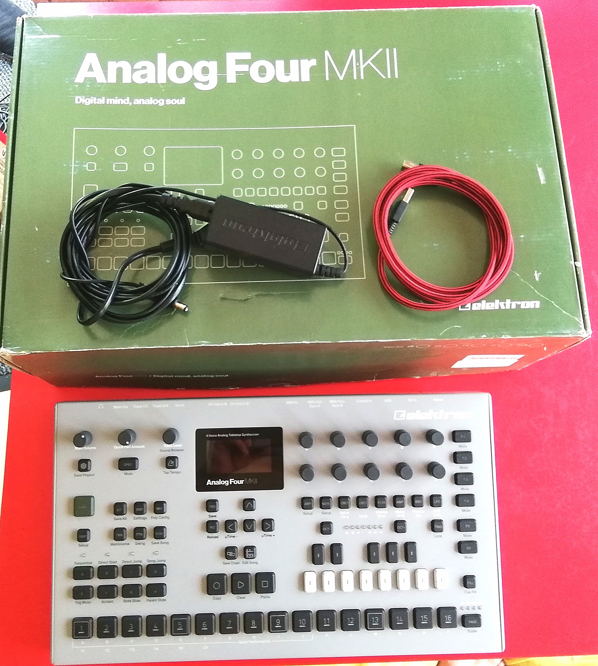 Analog Four MKII - Elektron Analog Four MKII - Audiofanzine