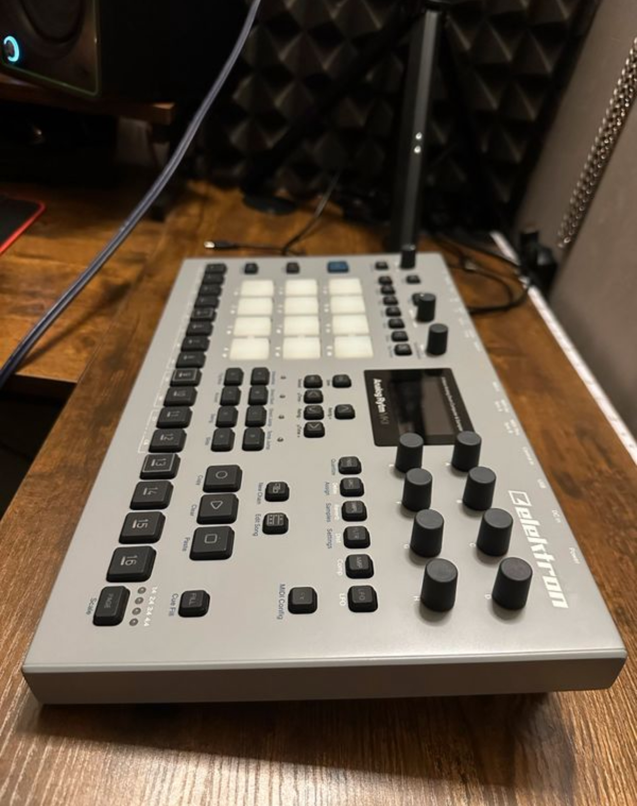 Analog Rytm MKII - Elektron Analog Rytm MKII - Audiofanzine