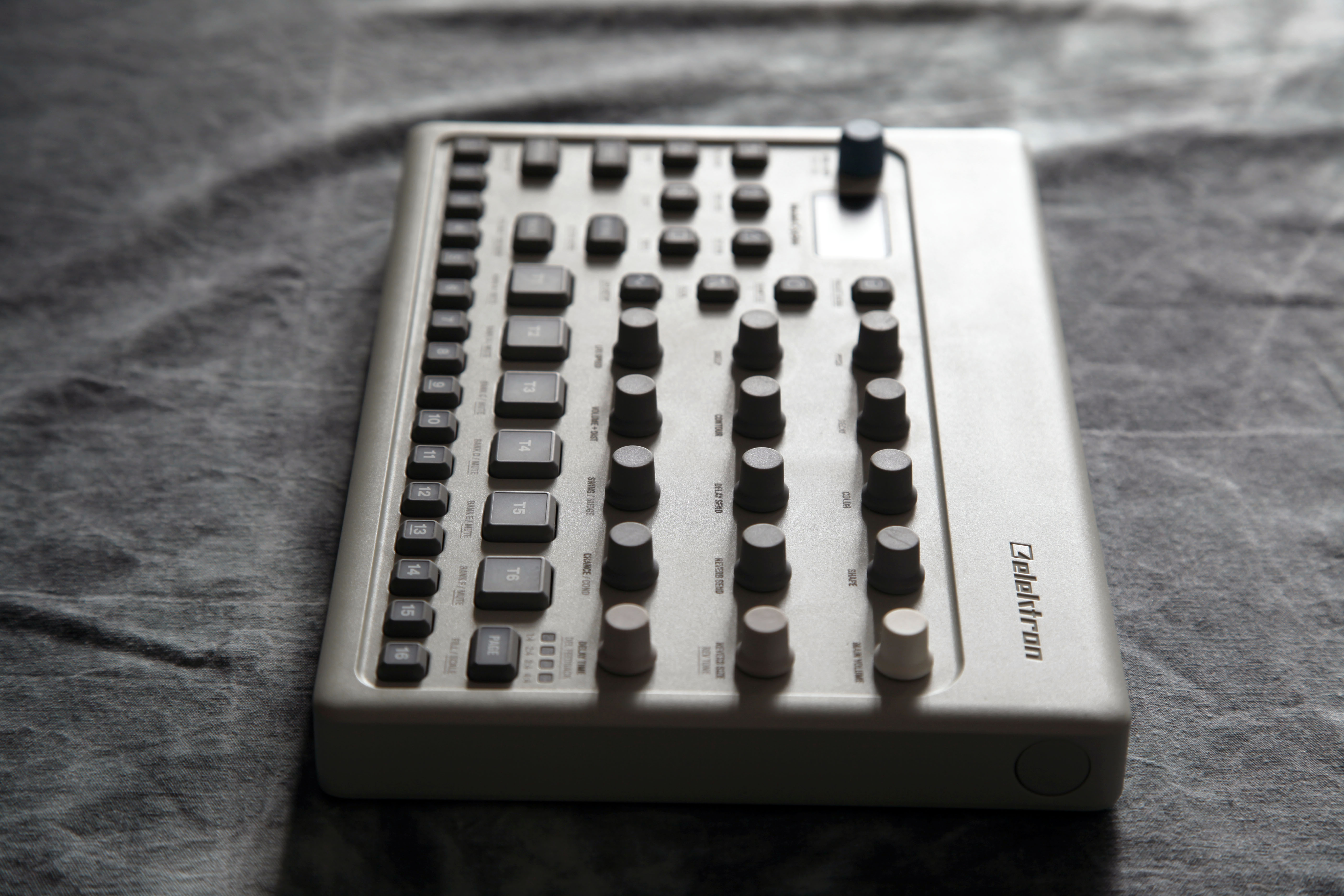 Model:Cycles - Elektron Model:Cycles - Audiofanzine