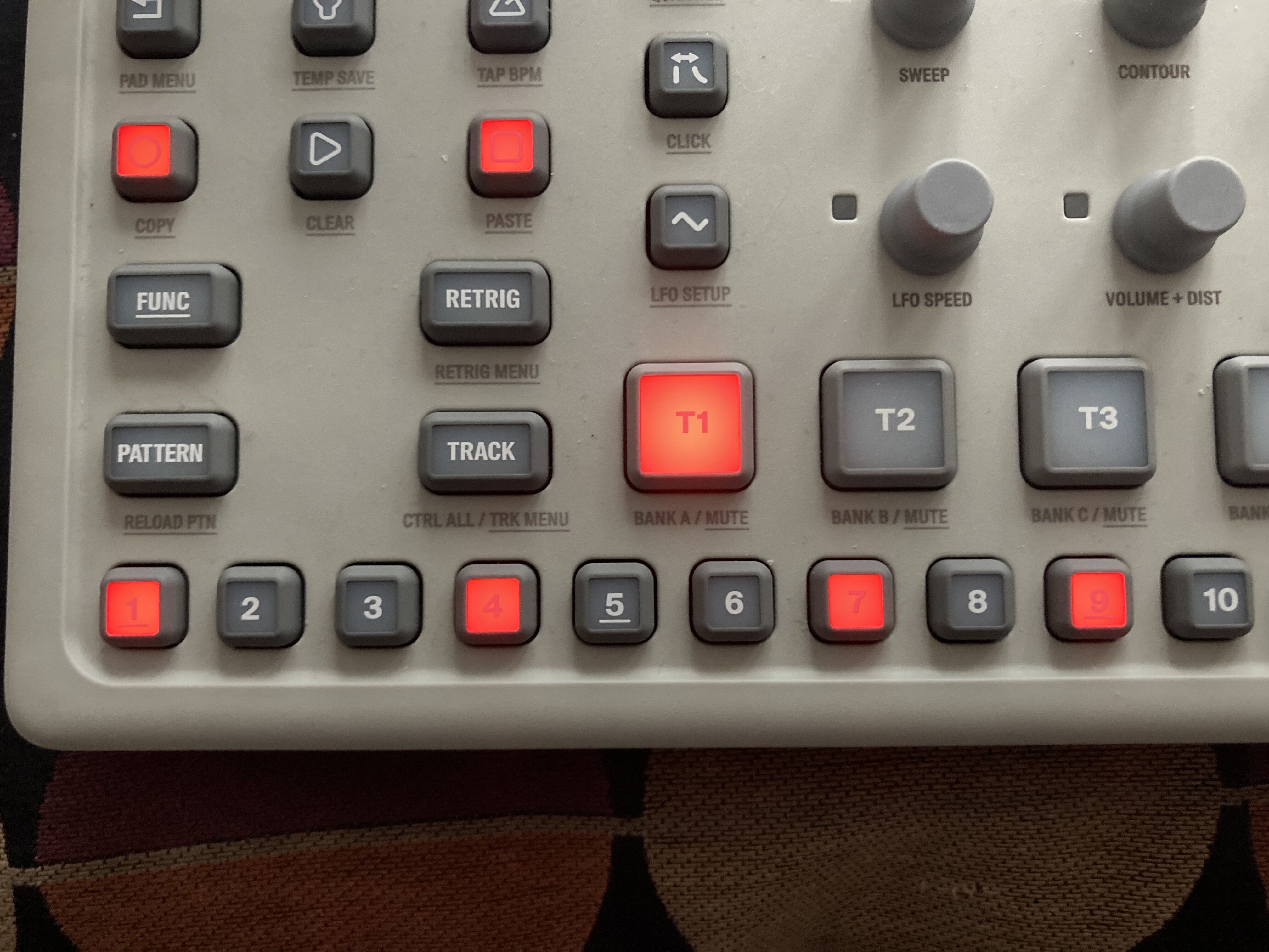 Model:Cycles - Elektron Model:Cycles - Audiofanzine