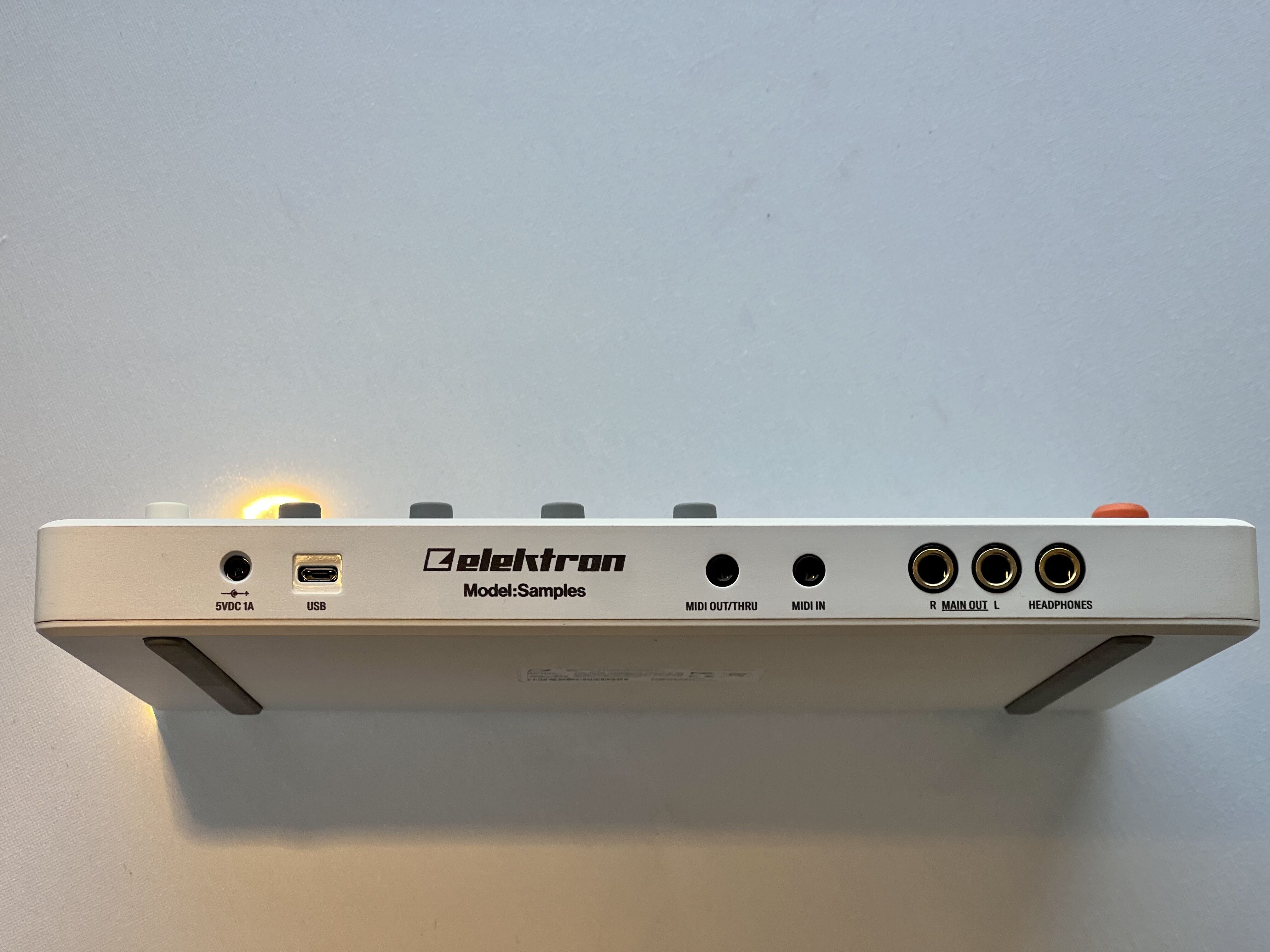 Model:Samples - Elektron Model:Samples - Audiofanzine