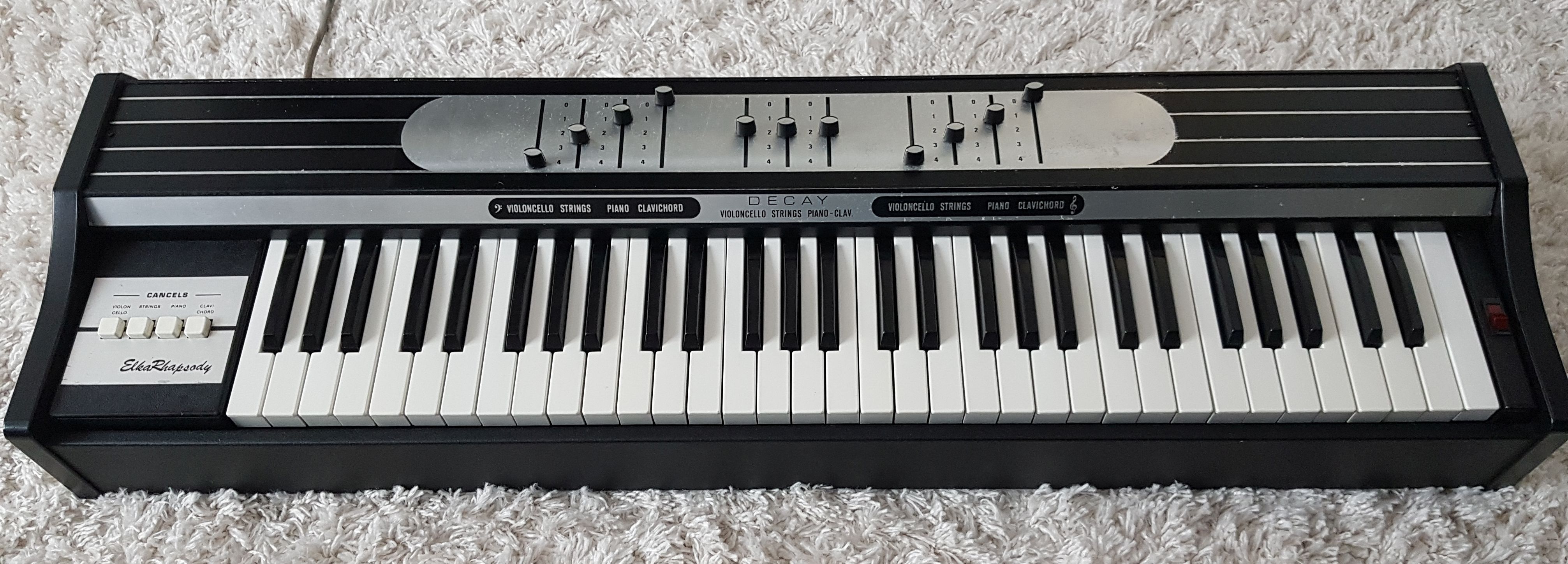 Rhapsody 610 - Elka Rhapsody 610 - Audiofanzine