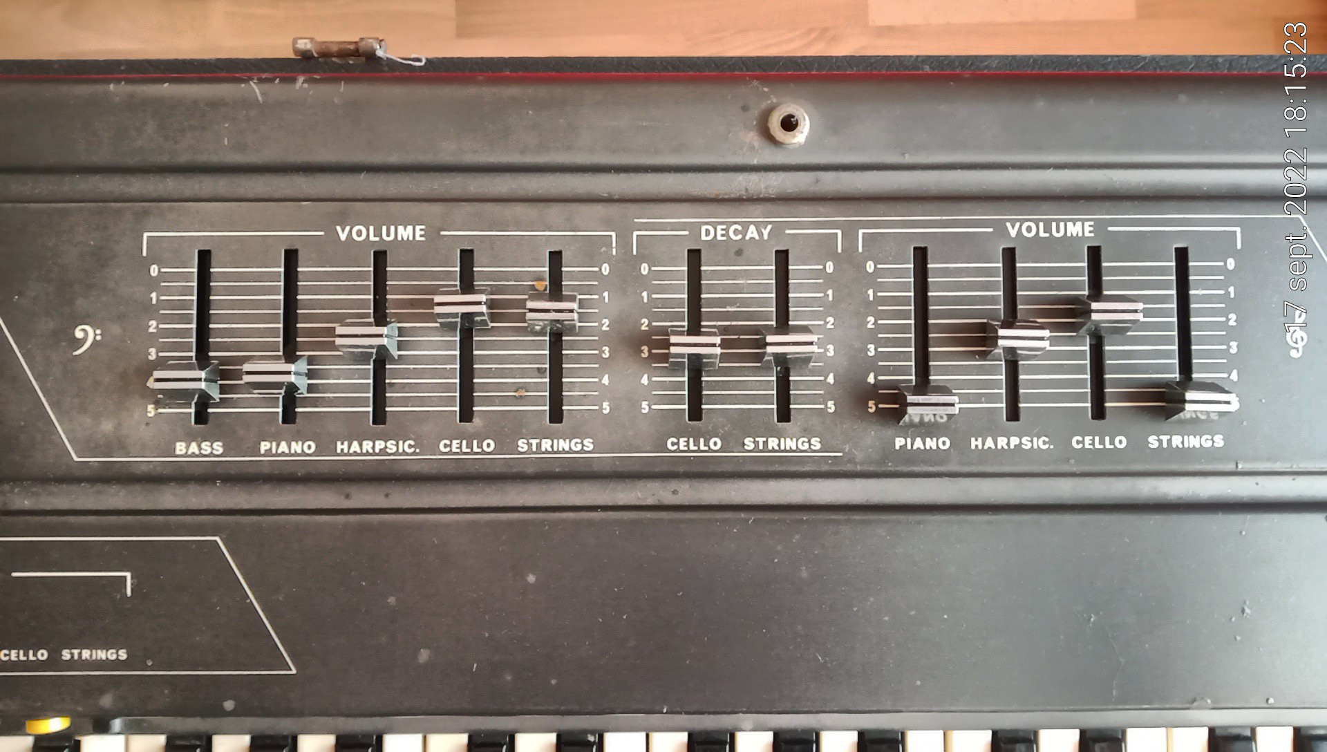 Rhapsody 610 - Elka Rhapsody 610 - Audiofanzine