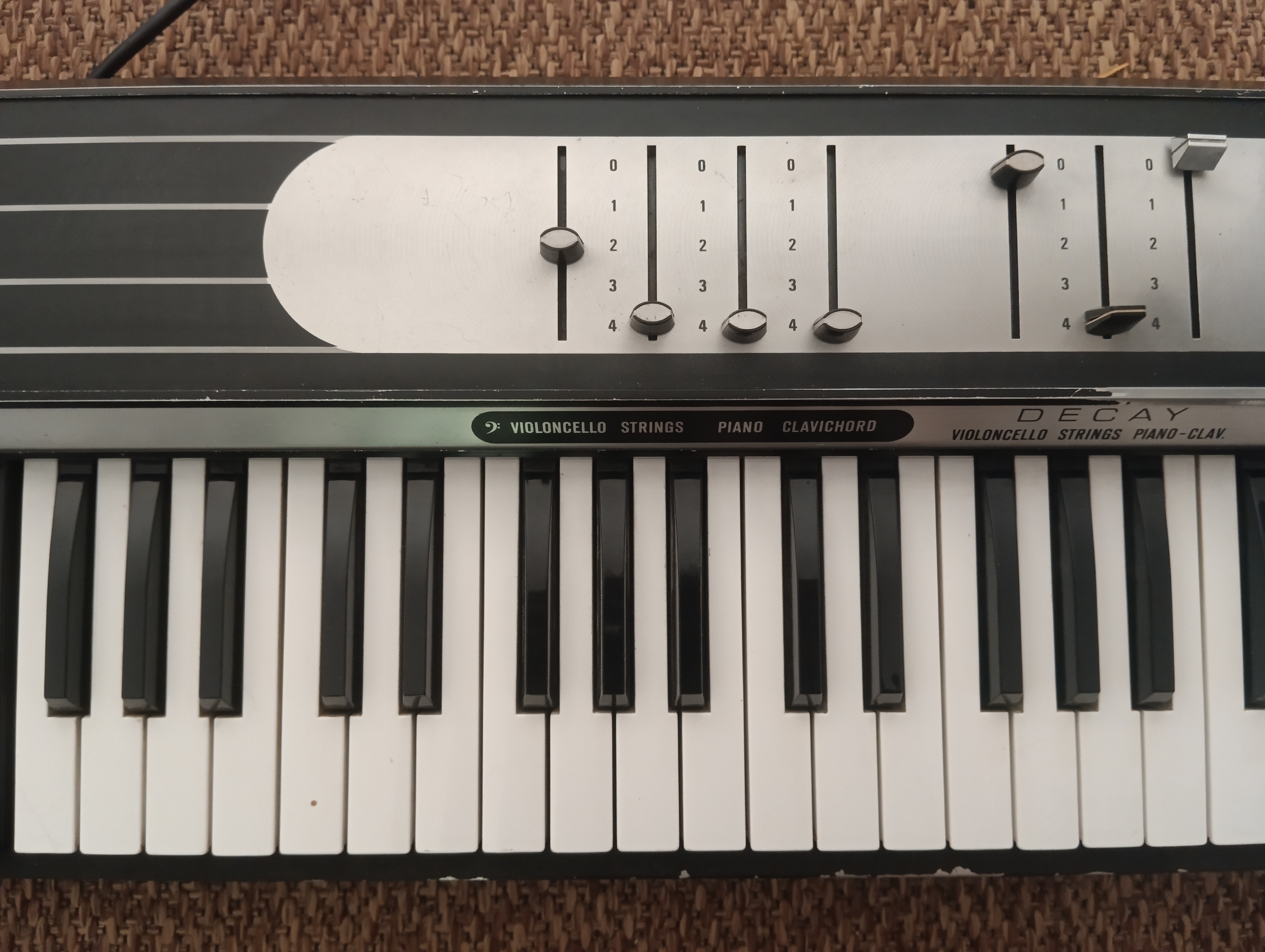 Rhapsody 610 - Elka Rhapsody 610 - Audiofanzine