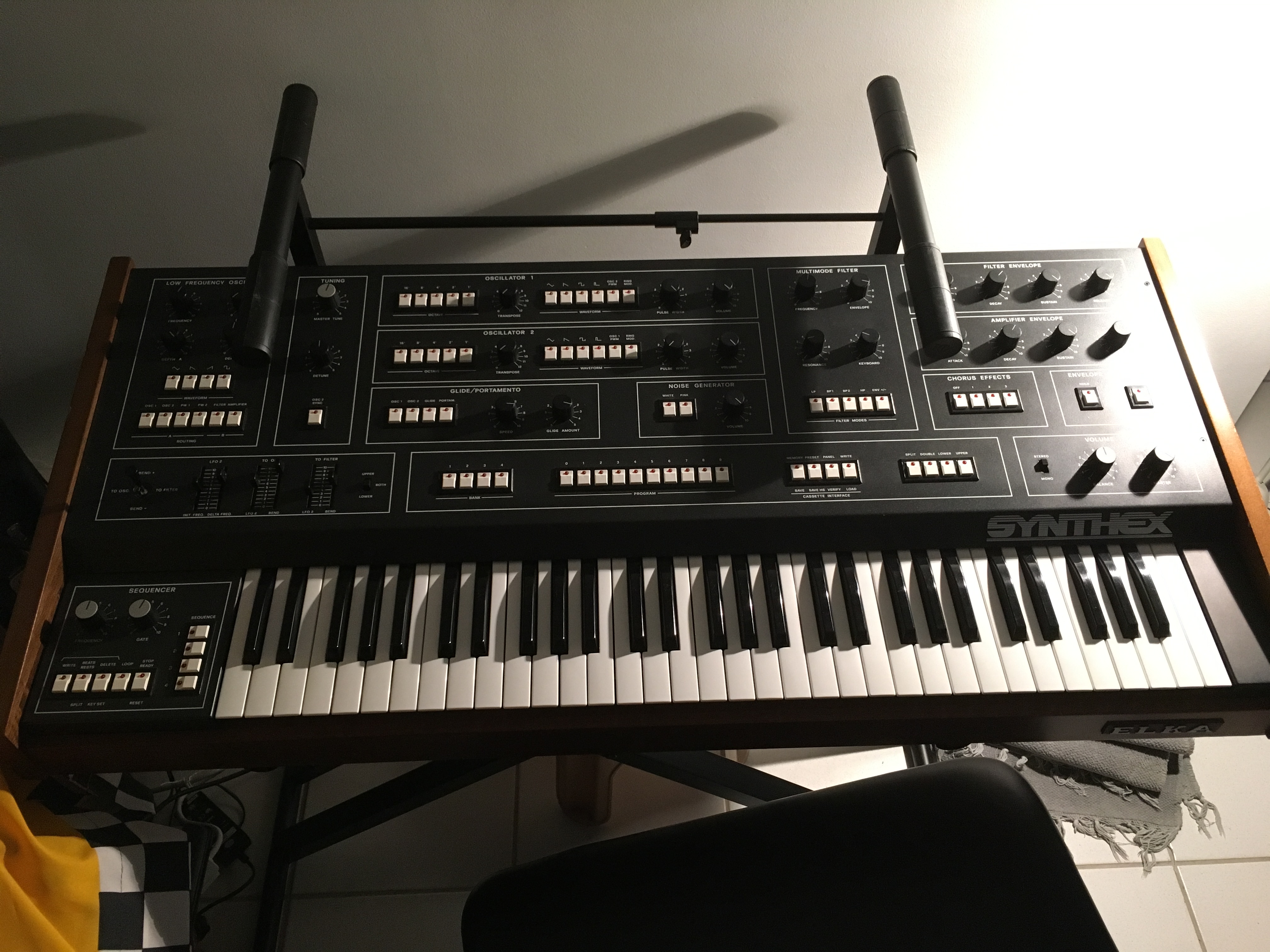 SYNTHEX - ELKA Synthex - Audiofanzine