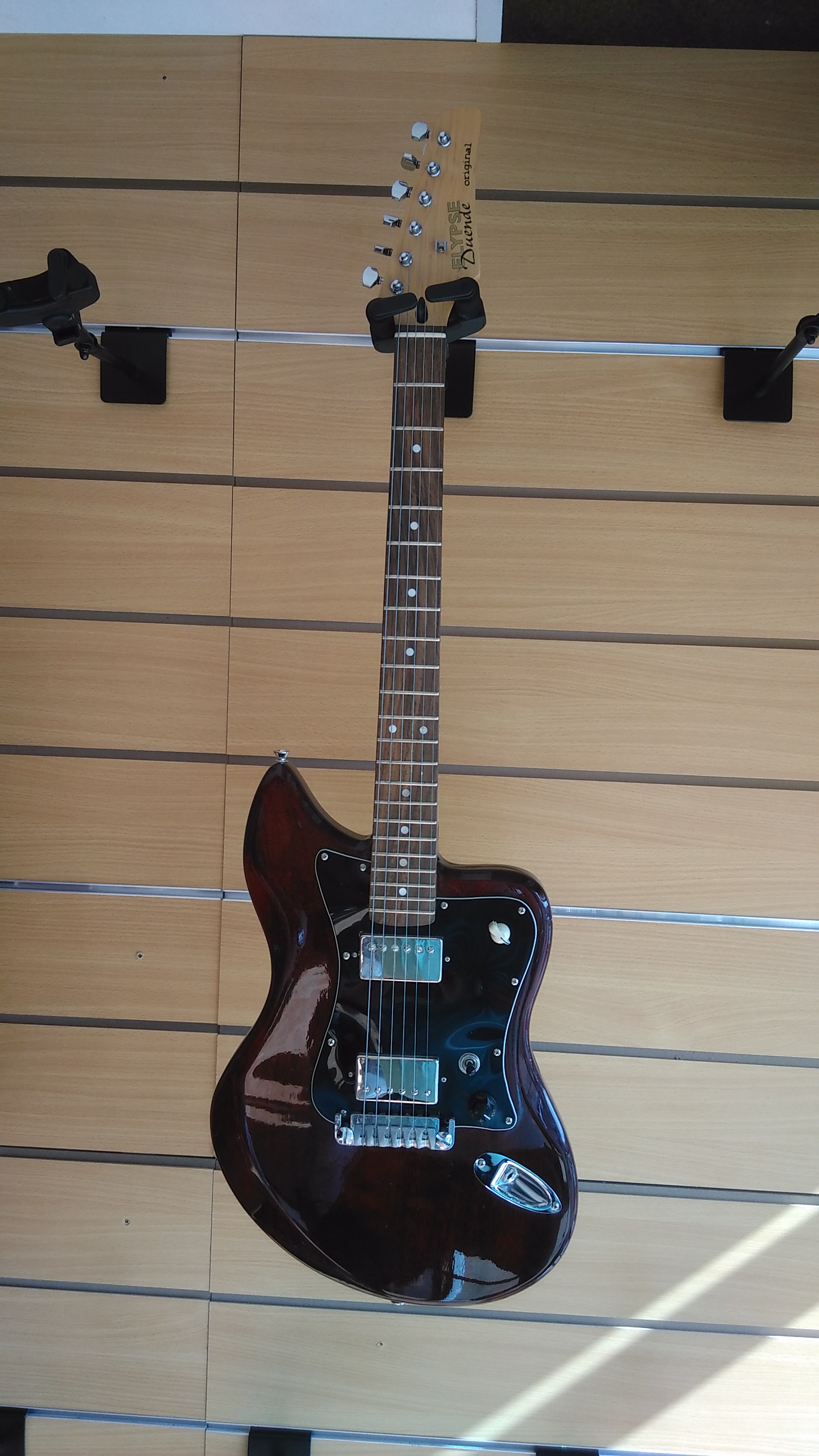 Duende Original - Dark Brown Elypse Guitars - Audiofanzine