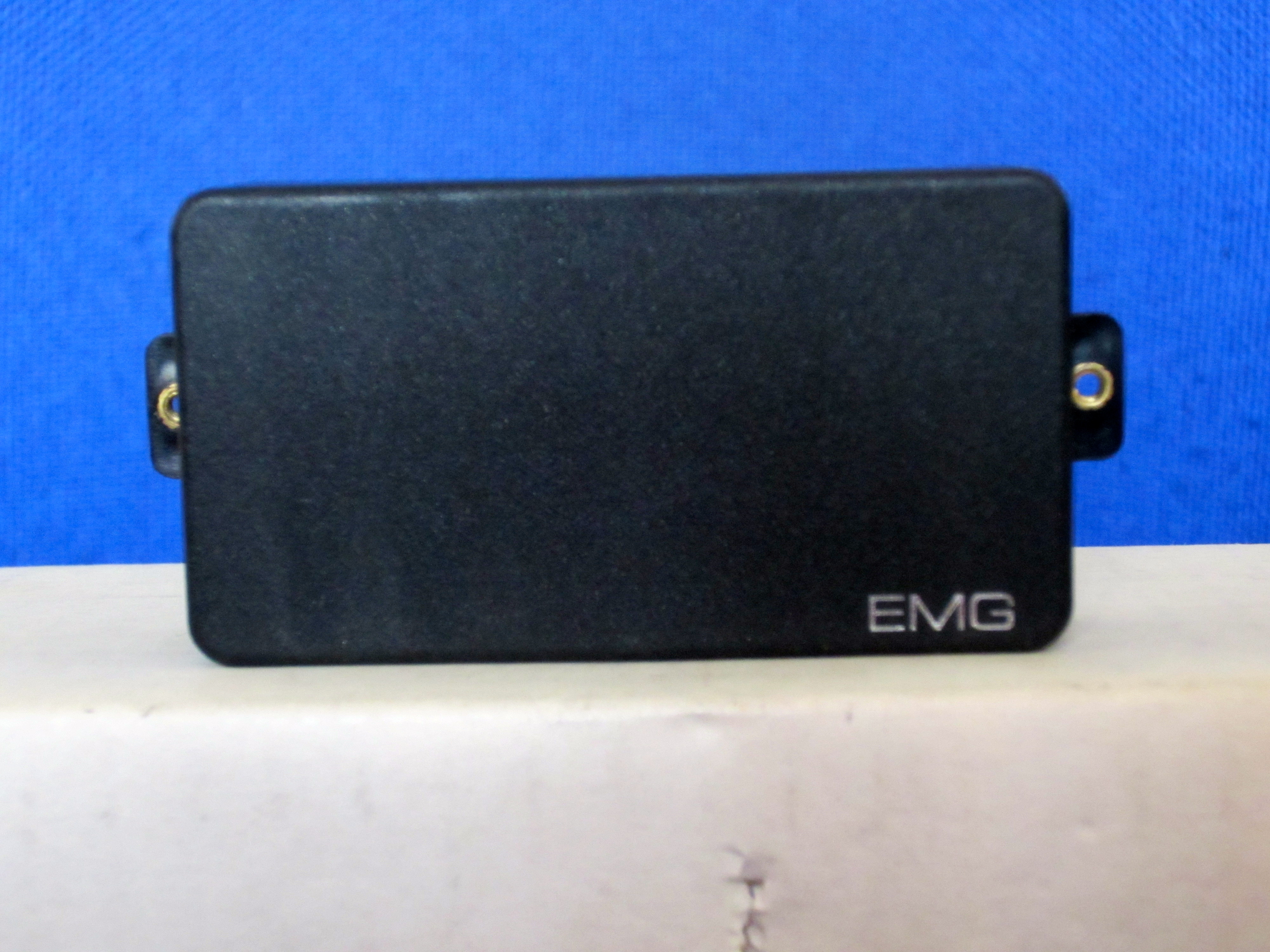 EMG 81 - Black image (#499008) - Audiofanzine