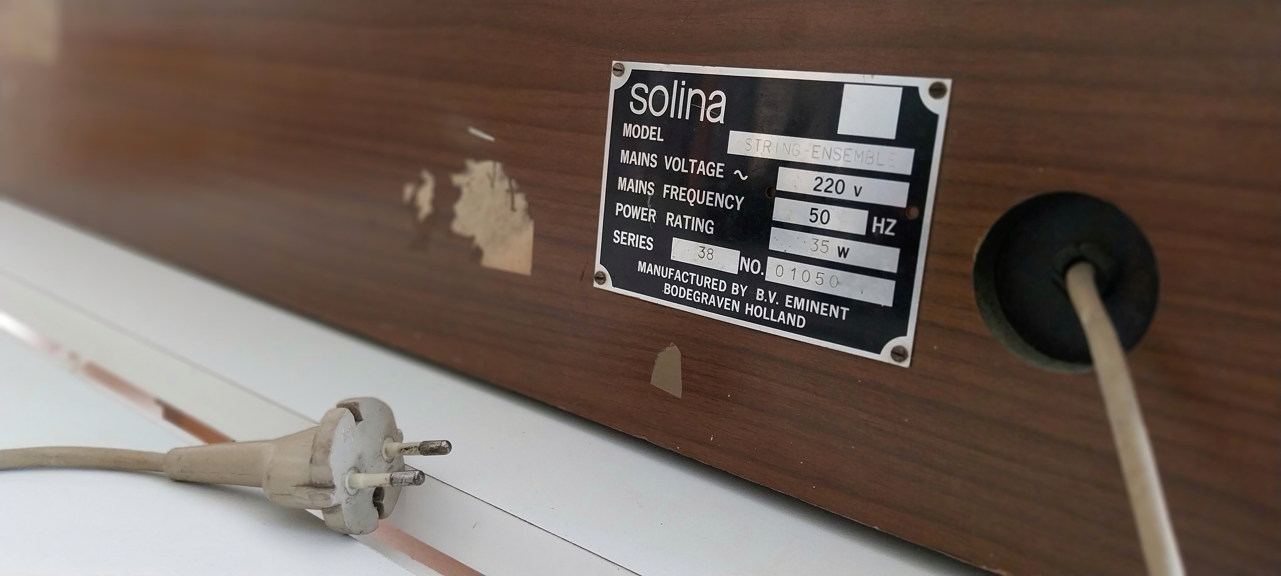 Vends Solina String ensemble ... Quelques défauts ... le son (Provence ...