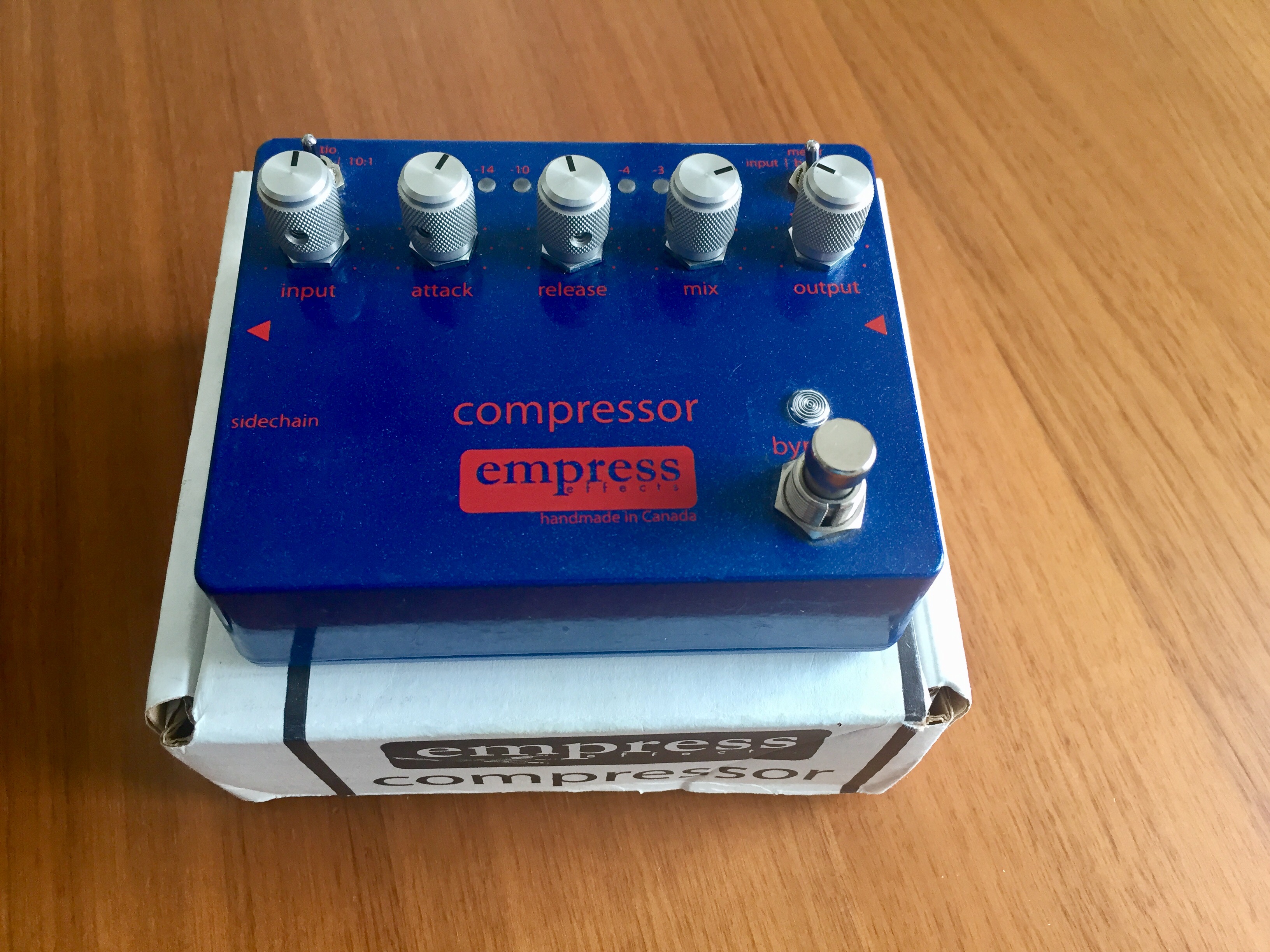 COMPRESSOR - Empress Effects Compressor - Audiofanzine