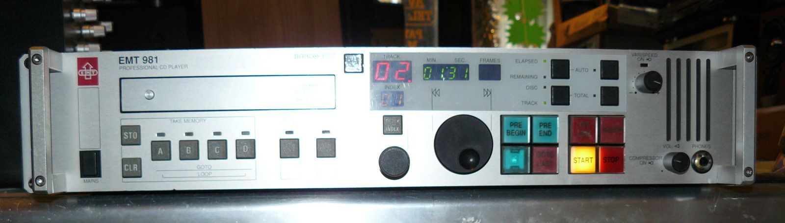 Pictures and images EMT 981 PLAYER CD BROADCAST - Audiofanzine