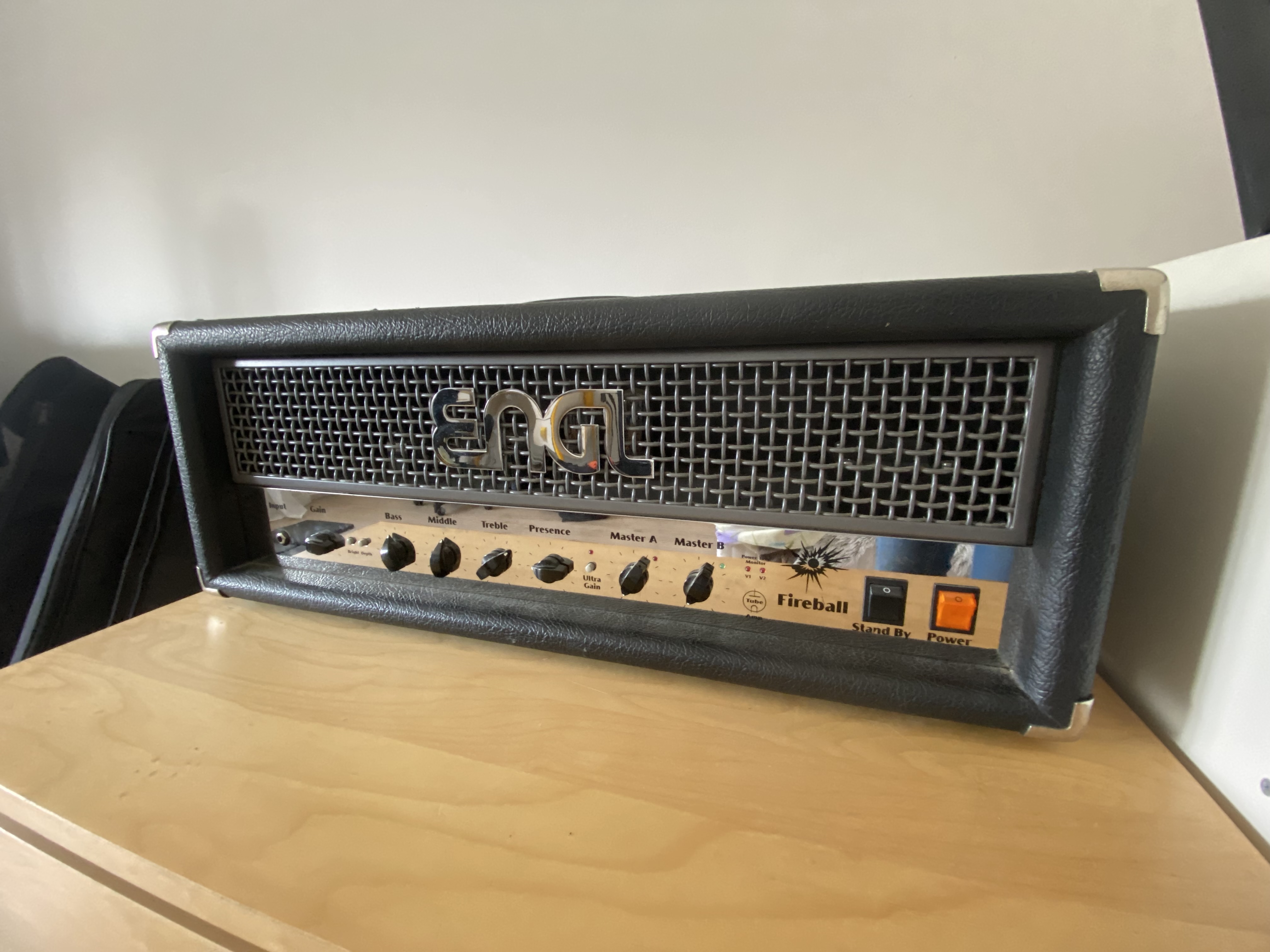 E625 Fireball 60 Head - ENGL E625 Fireball 60 Head - Audiofanzine