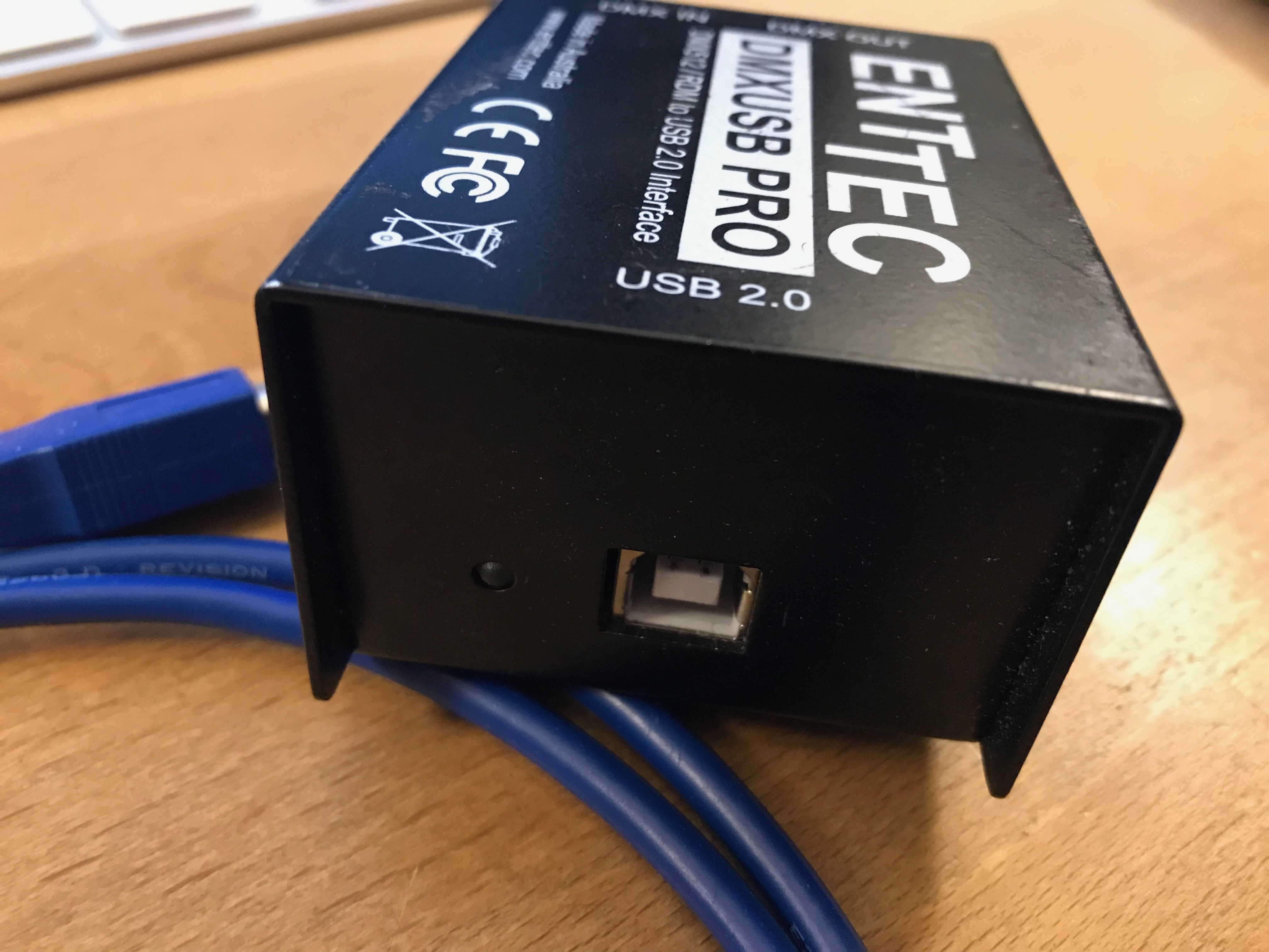 DMX USB Pro Interface - Enttec DMX USB Pro Interface - Audiofanzine