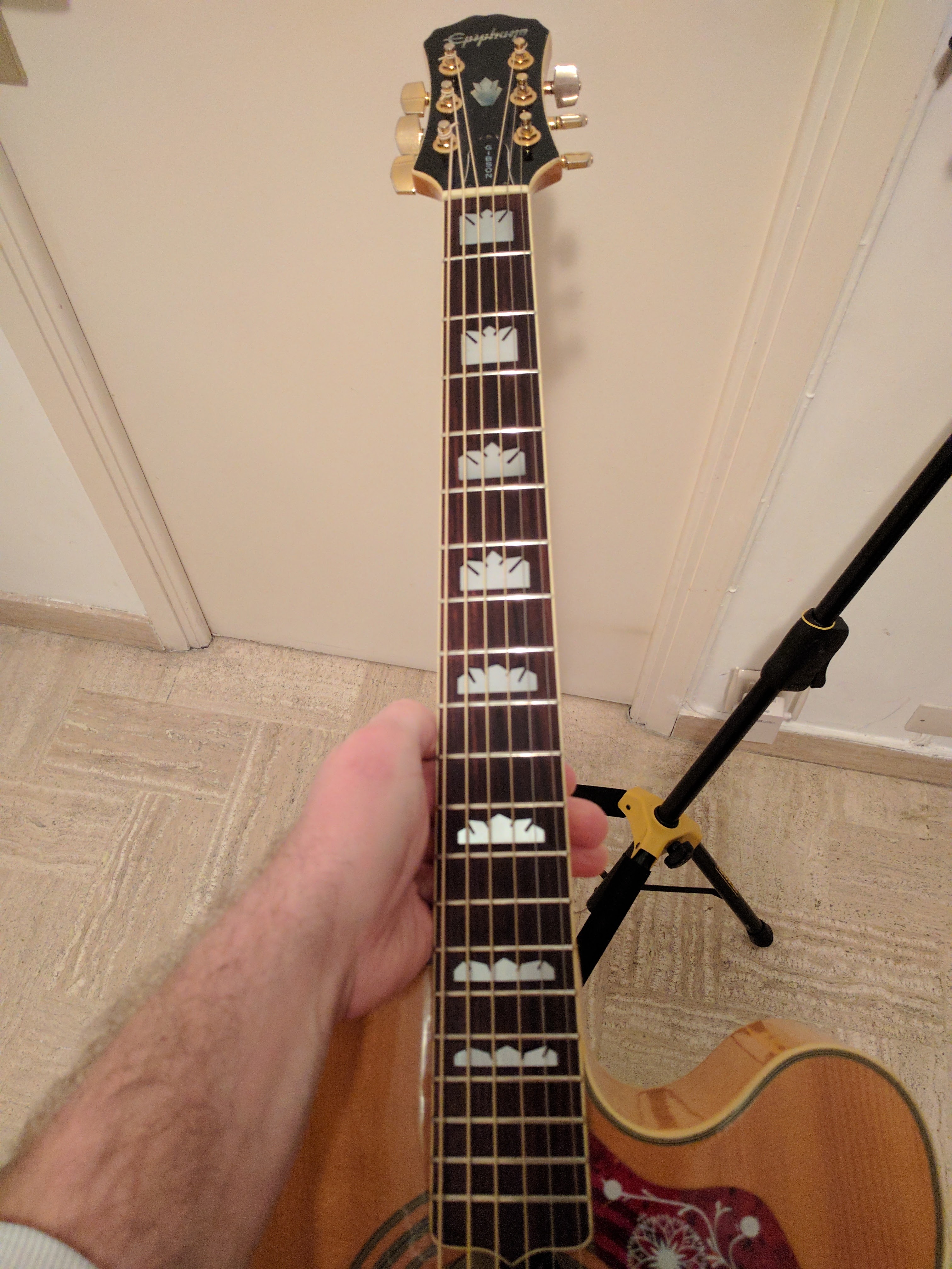 EJ-200CE - Epiphone EJ-200CE - Audiofanzine
